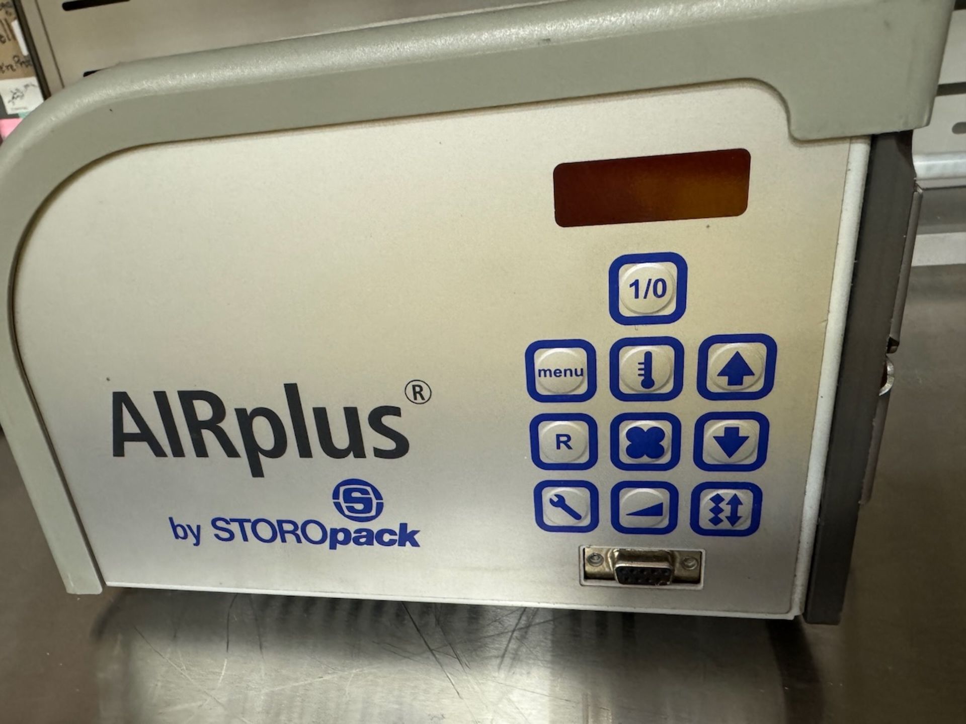 Airplus Storopack air pillow maker, model Airplus Mini-V.