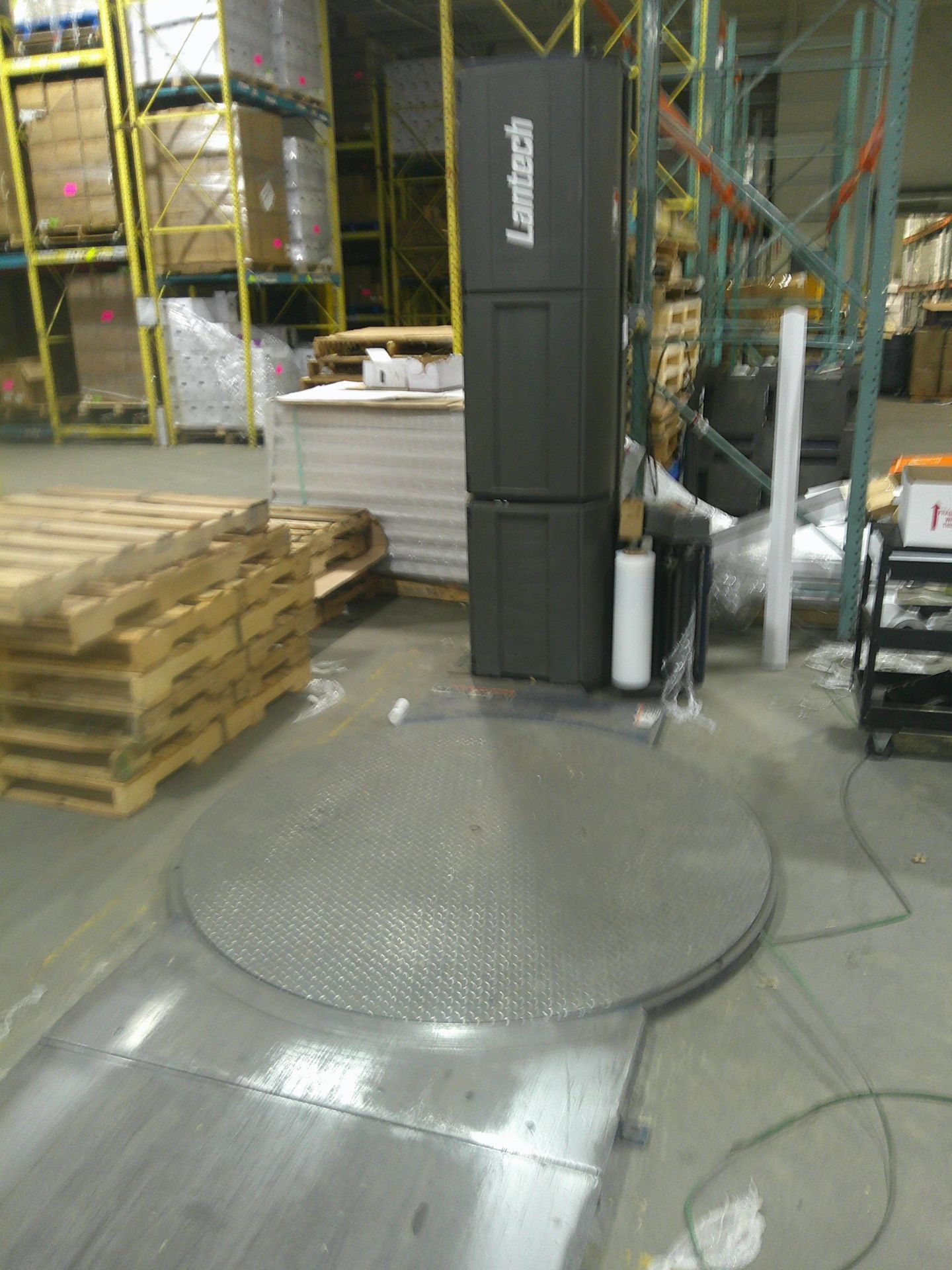 Lantech Q Series Pallet Wrapper, Model Q300, 65" Round Platform {Ref ...