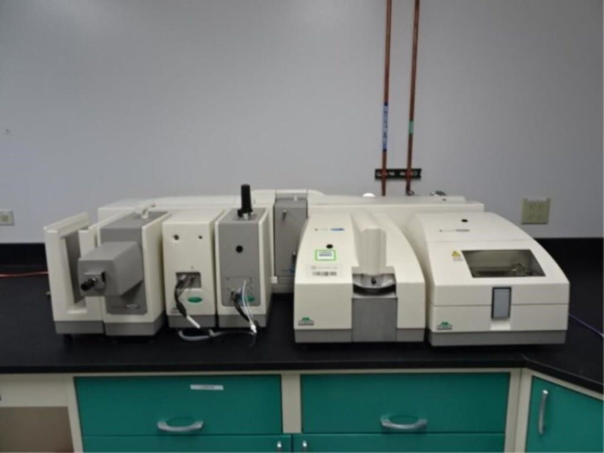 Malvern 2000 Laser Diffraction Particle Size Analyzer with (1) Malvern ...