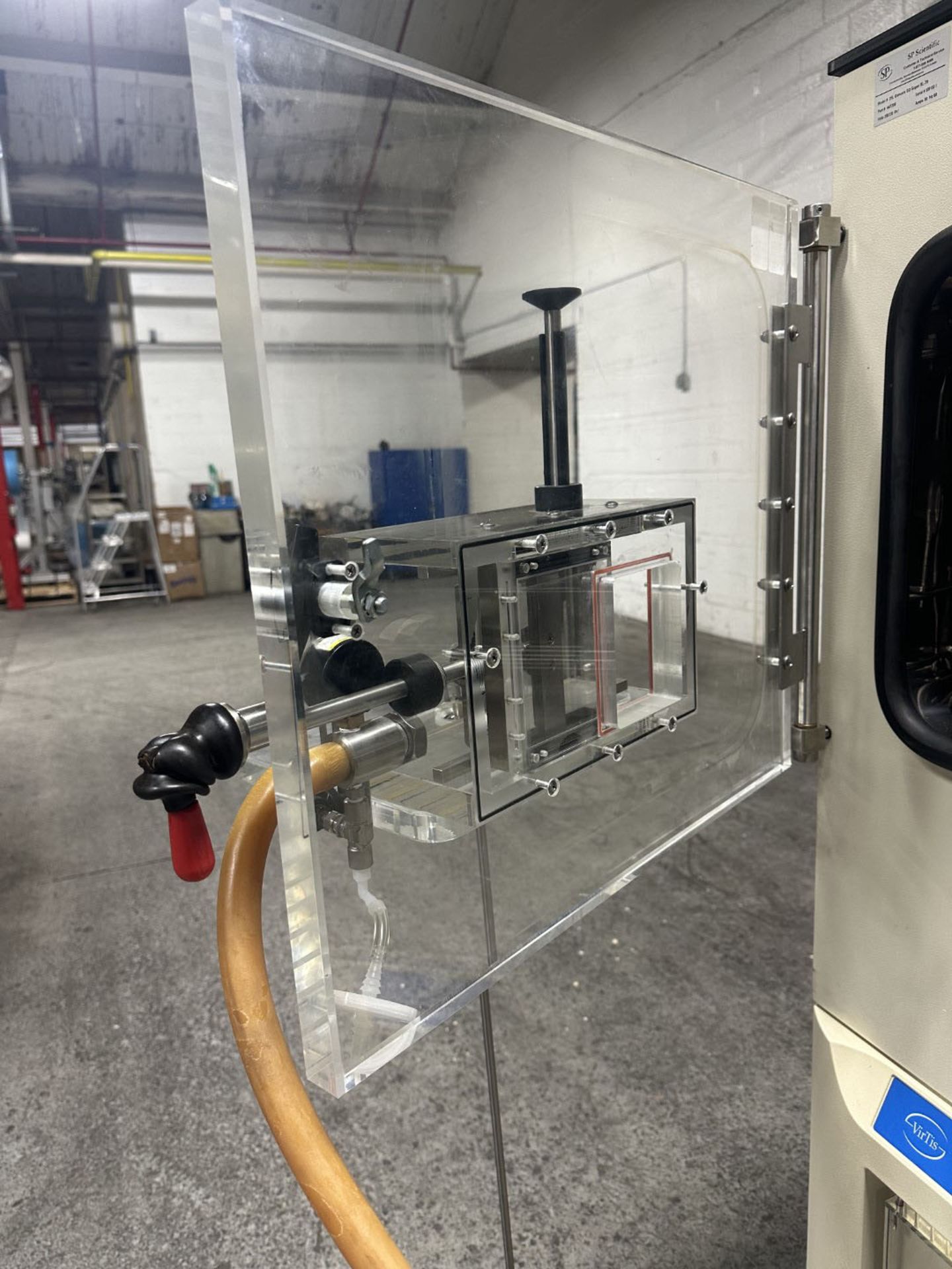 6.12 sq ft SP Scientific freeze dryer lyophilizer, model 25L Genesis SQ ...