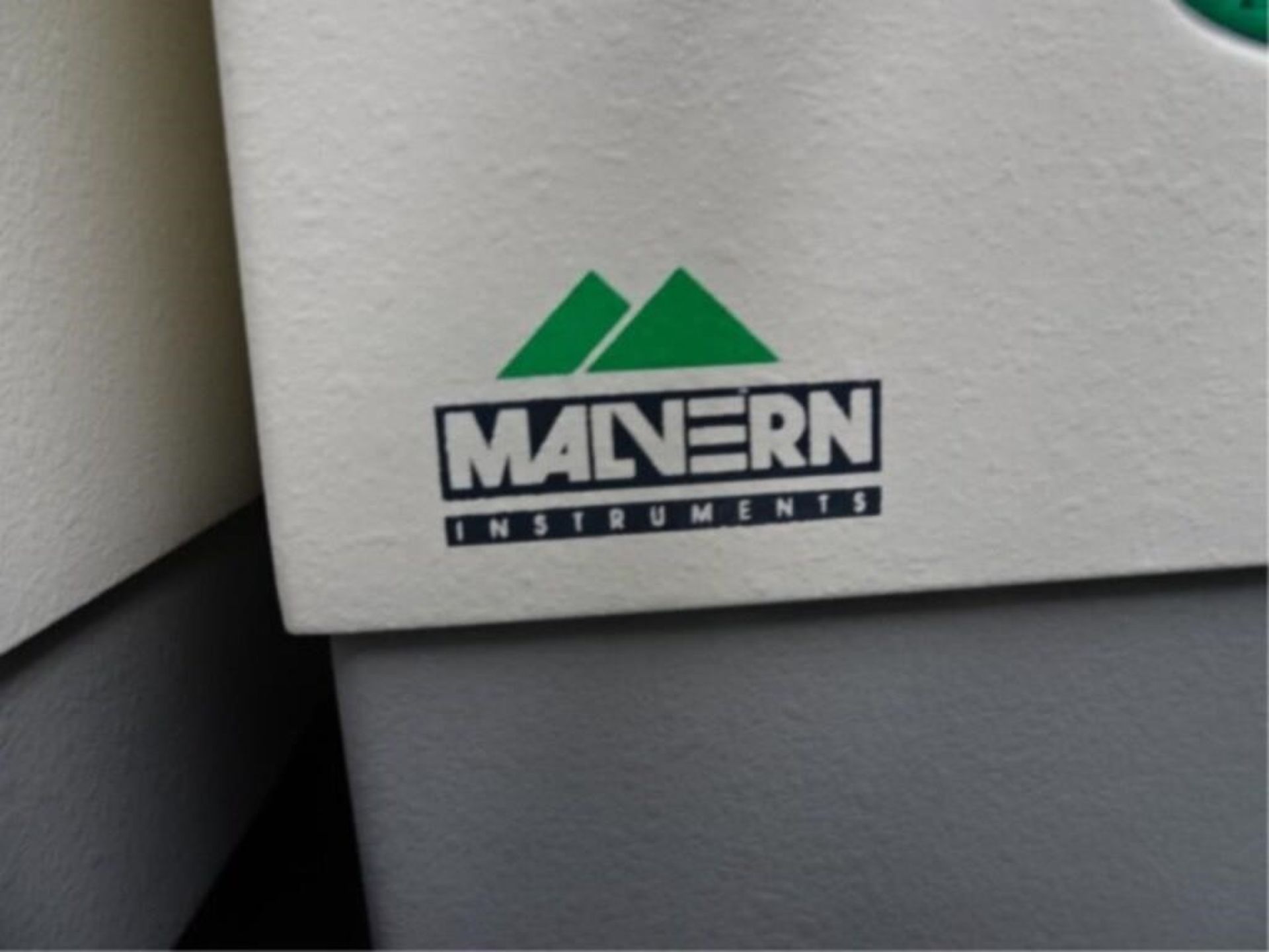 Malvern 2000 Laser Diffraction Particle Size Analyzer with (1) Malvern ...