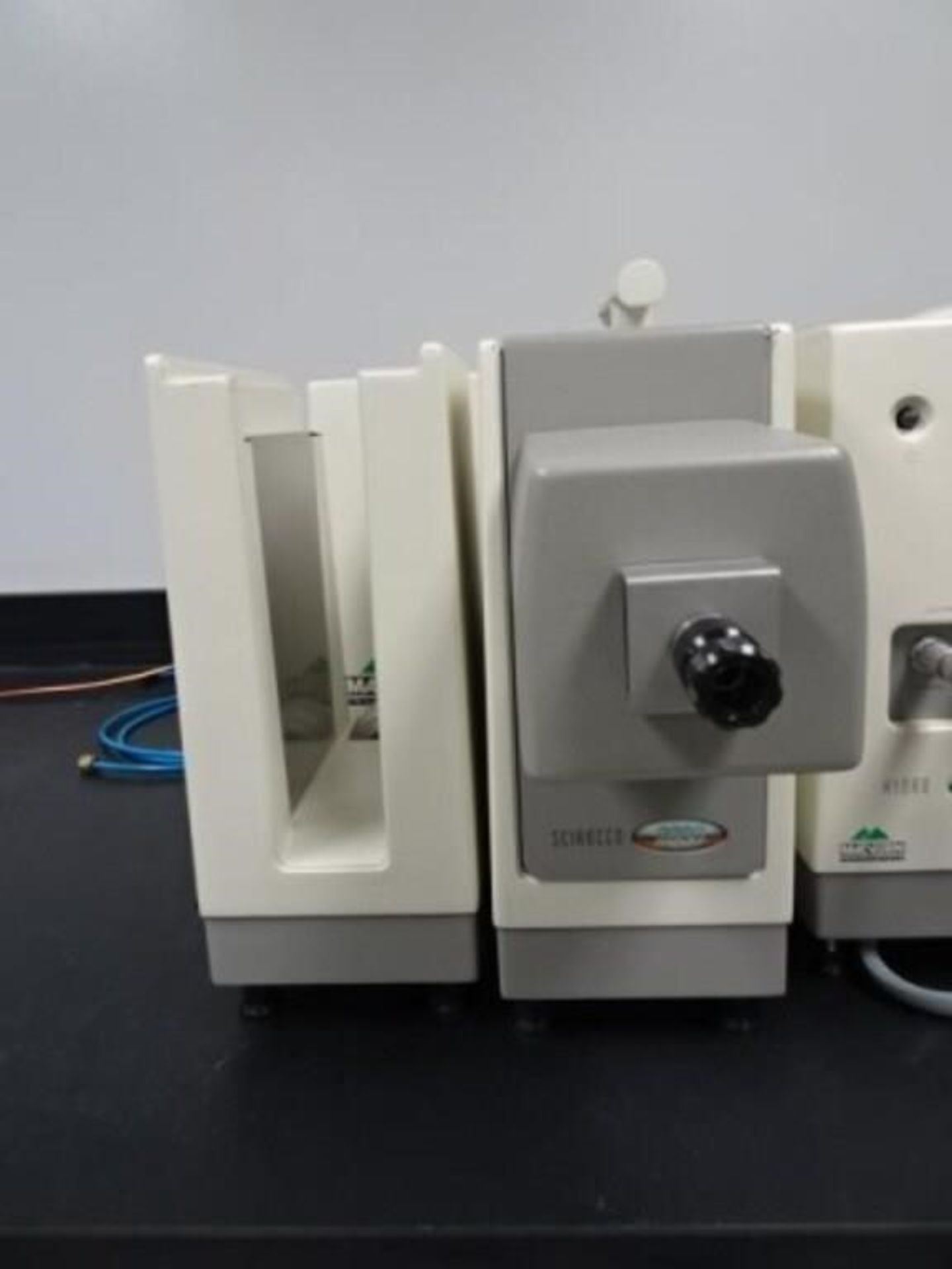 Malvern 2000 Laser Diffraction Particle Size Analyzer with (1) Malvern ...