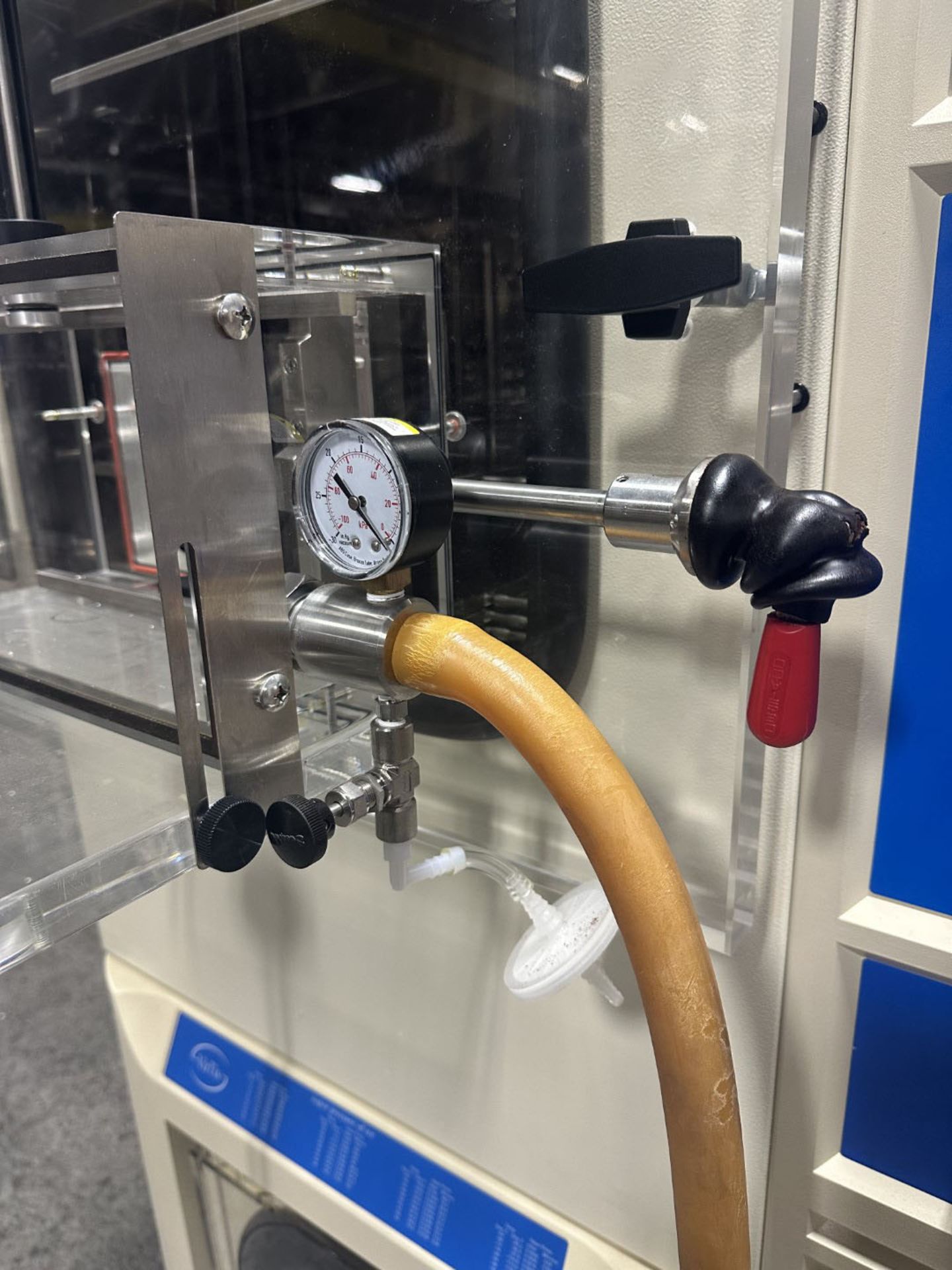 6.12 sq ft SP Scientific freeze dryer lyophilizer, model 25L Genesis SQ ...