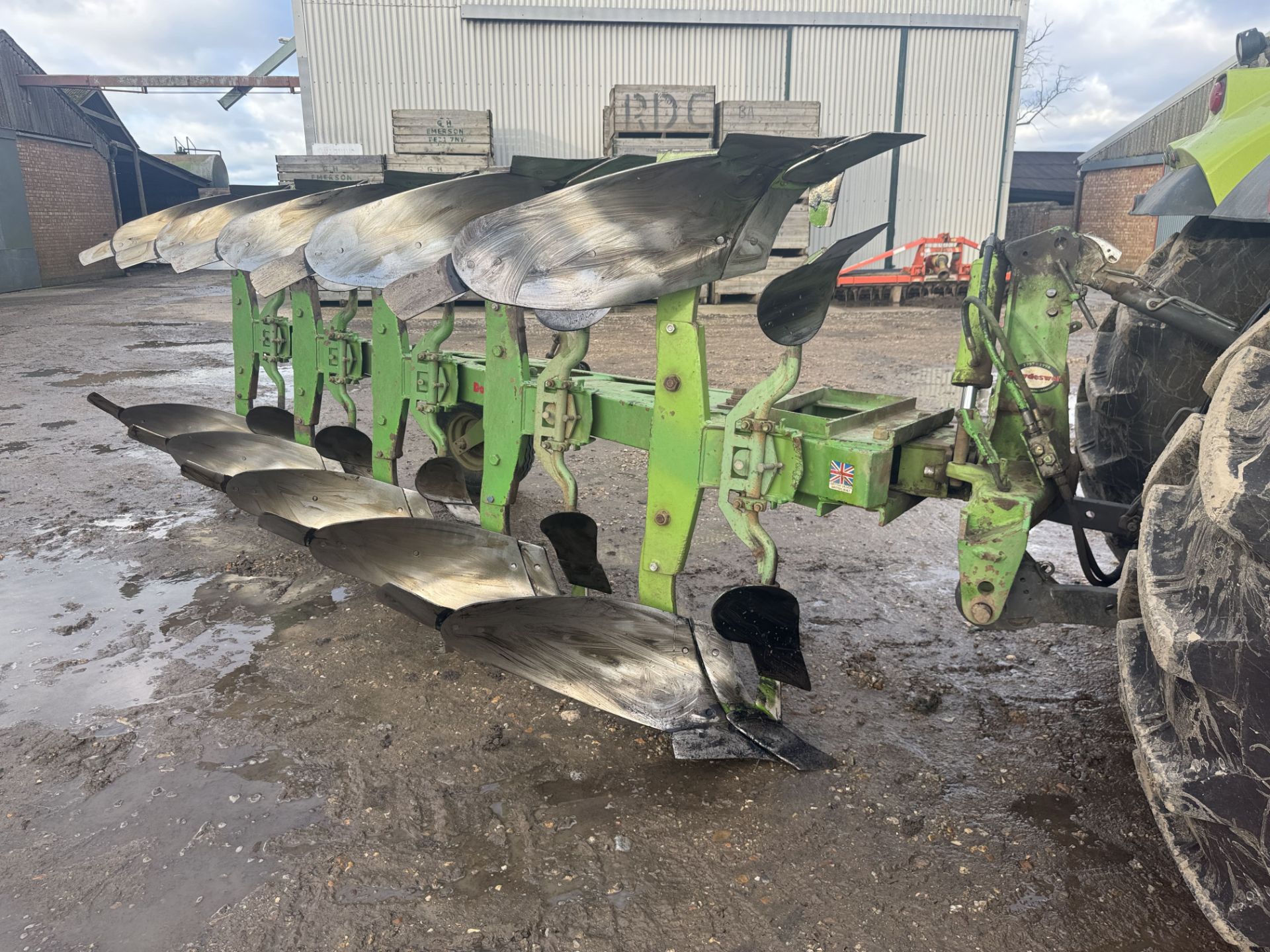 1996 Dowdeswell DP 1205 5 furrow reversible plough 4+1, 14" furrow ...