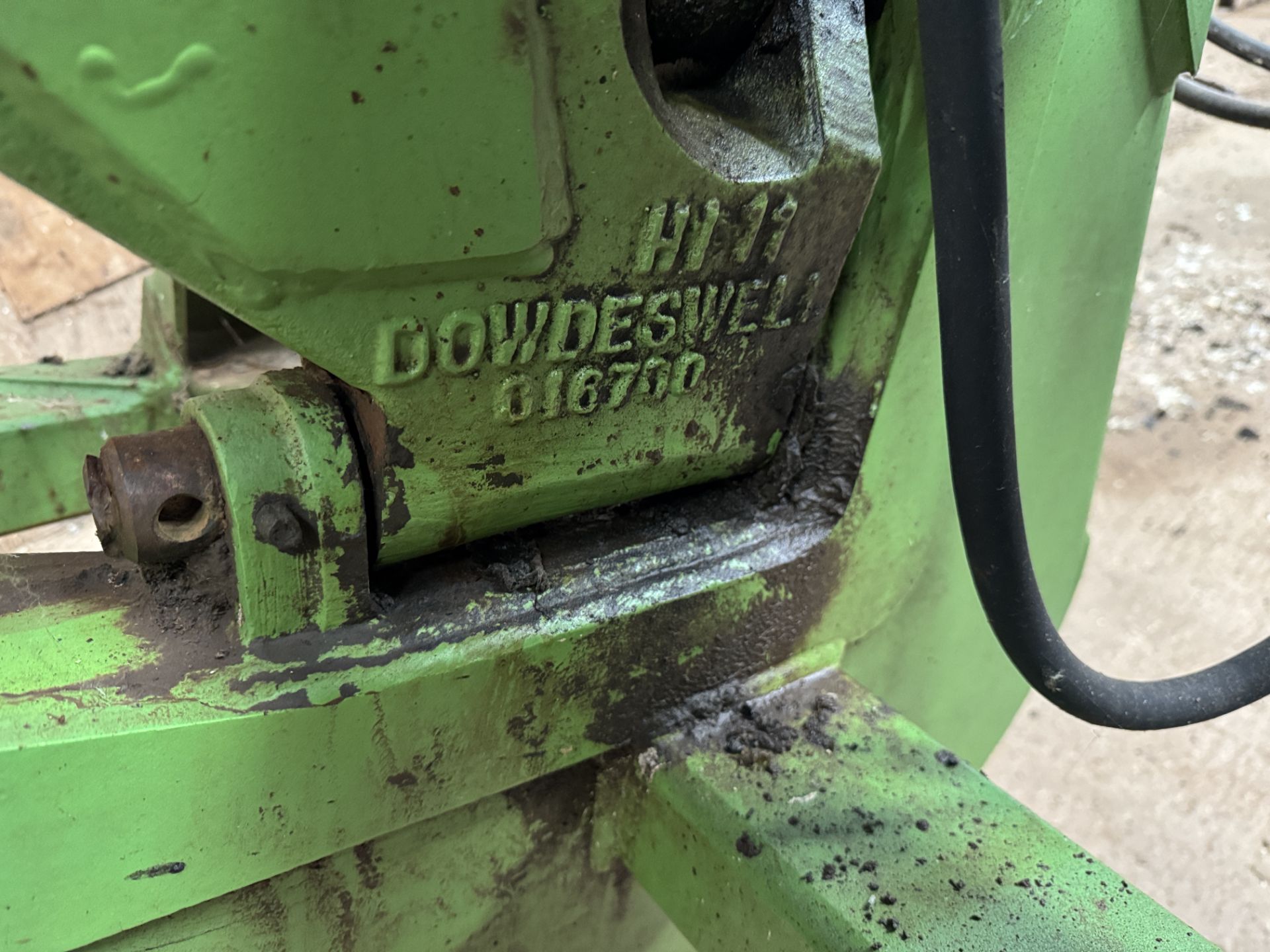 Dowdeswell DP160 6 furrow on land reversible plough, with skimmers