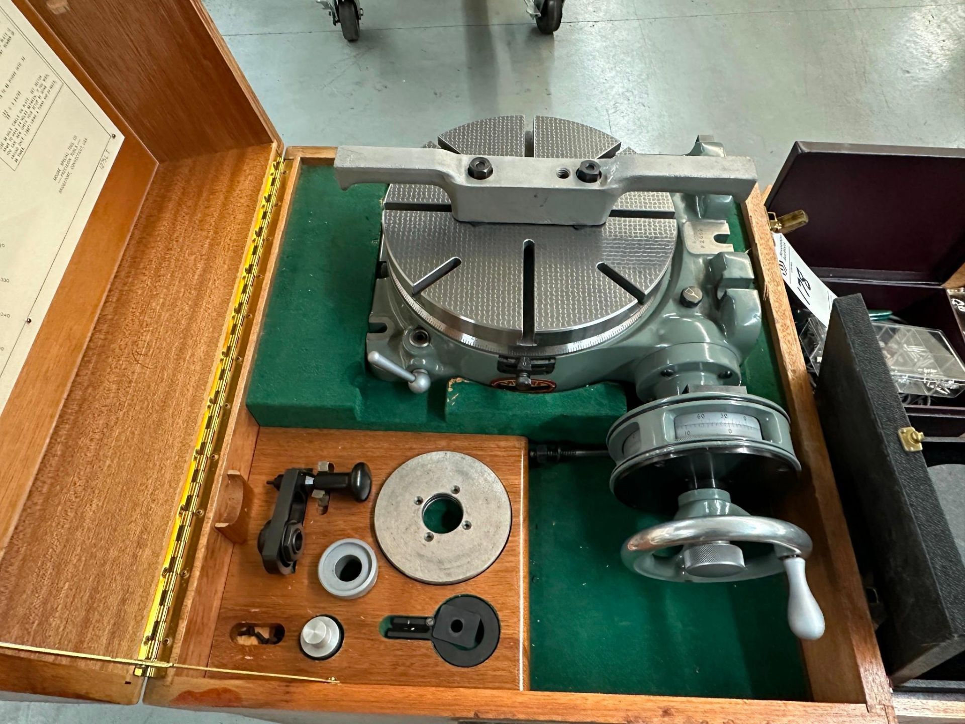 MOORE TOOLS ULTRA-PRECISE ROTARY TABLE LRT2669 TABLE DIAMETER: 10 7/8 ...