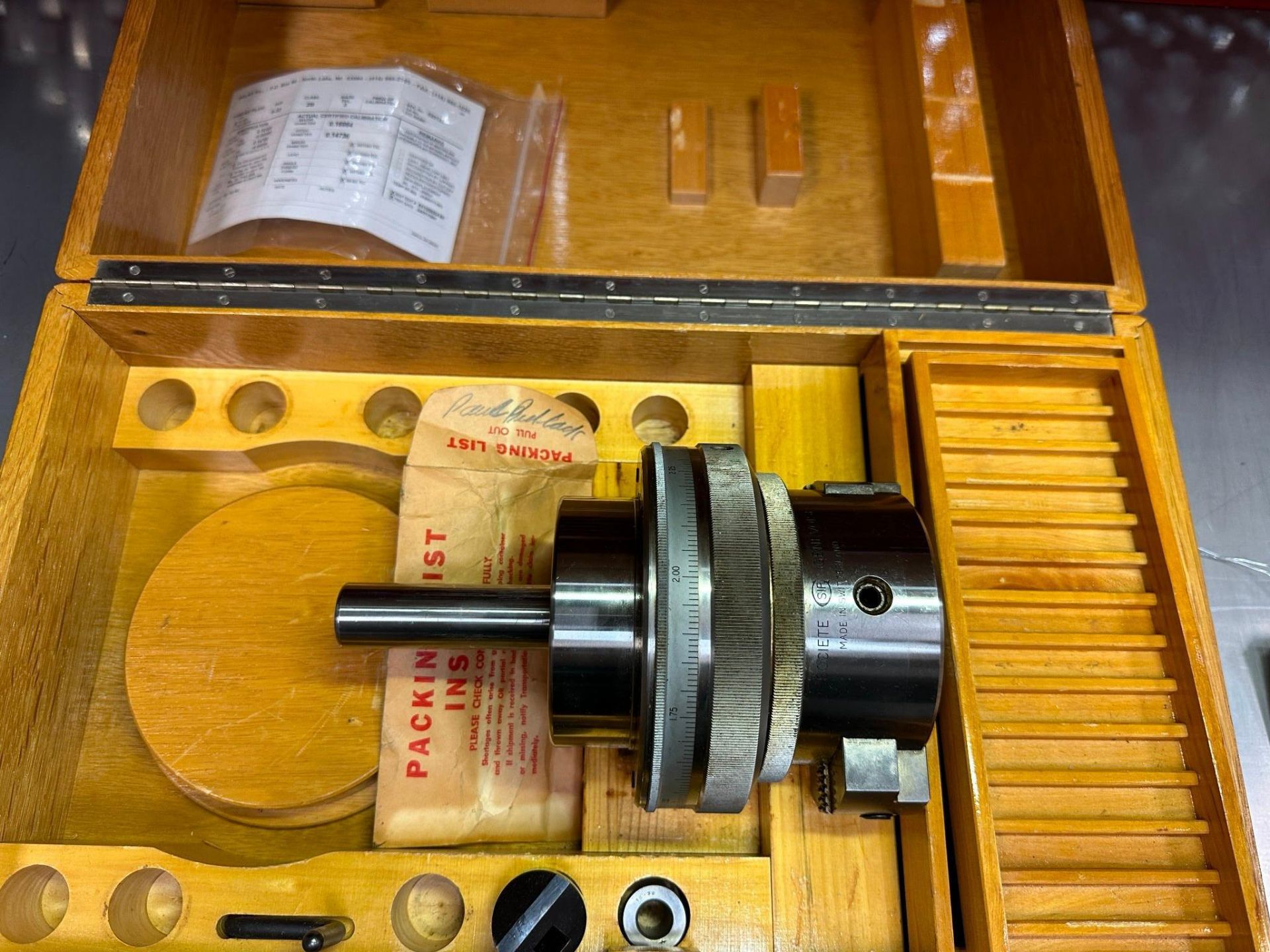 SOCIETE SIP GENEVOISE 562 UNIVERSAL MACHINE BORING HEAD 0-2.25