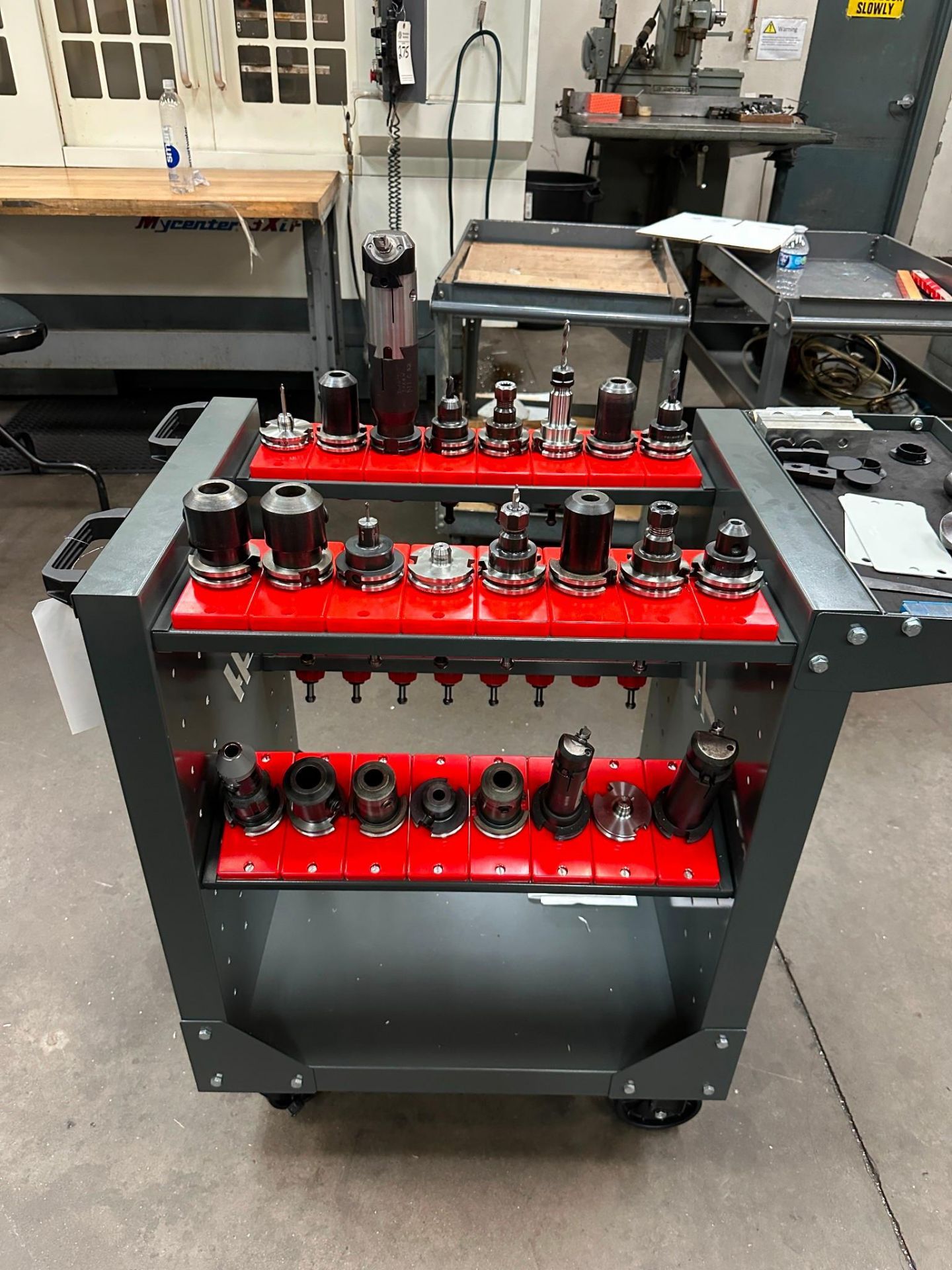 HAAS CAT40 MOBILE TOOL HOLDER CART WITH TOOLING