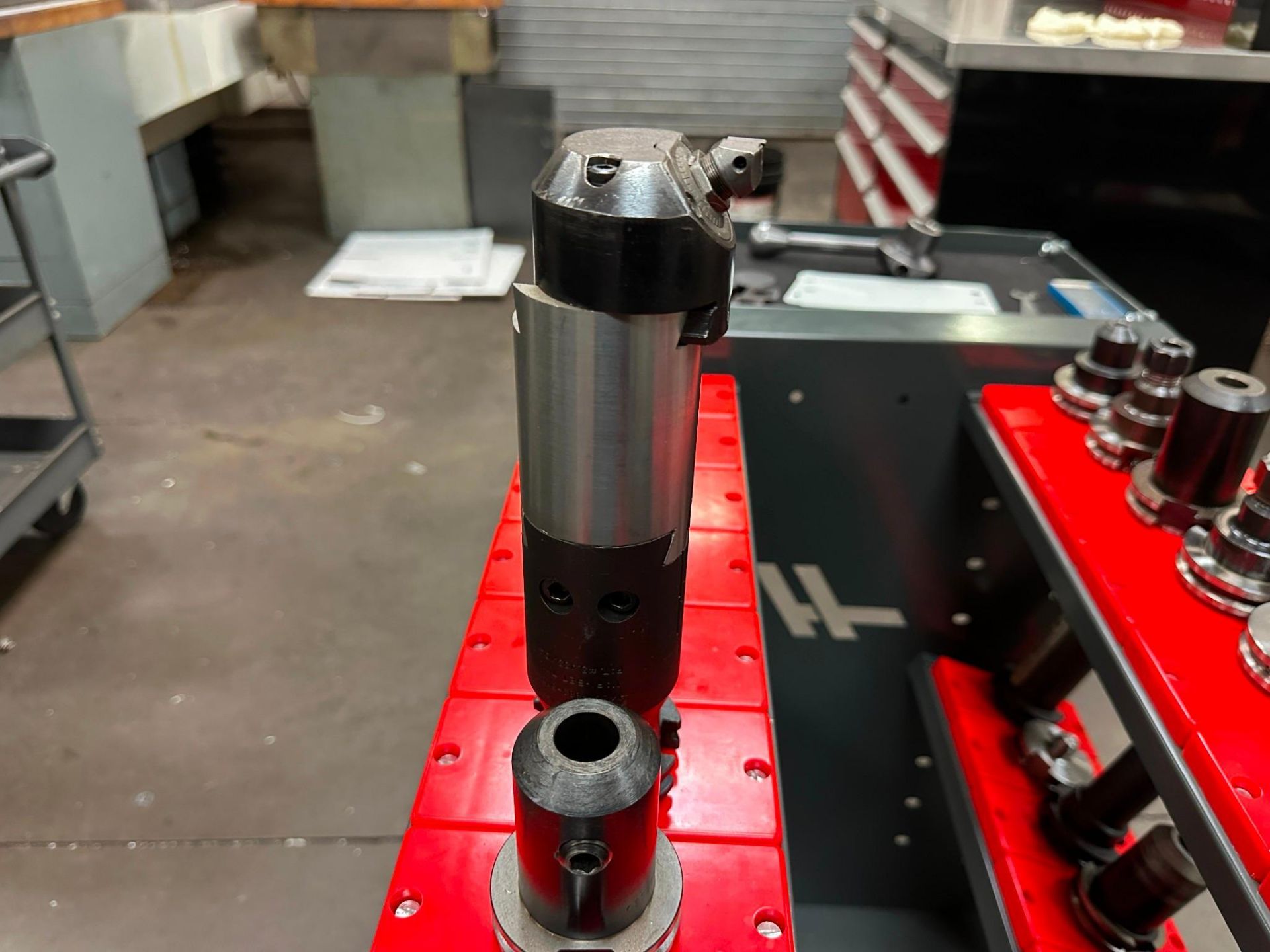 HAAS CAT40 MOBILE TOOL HOLDER CART WITH TOOLING