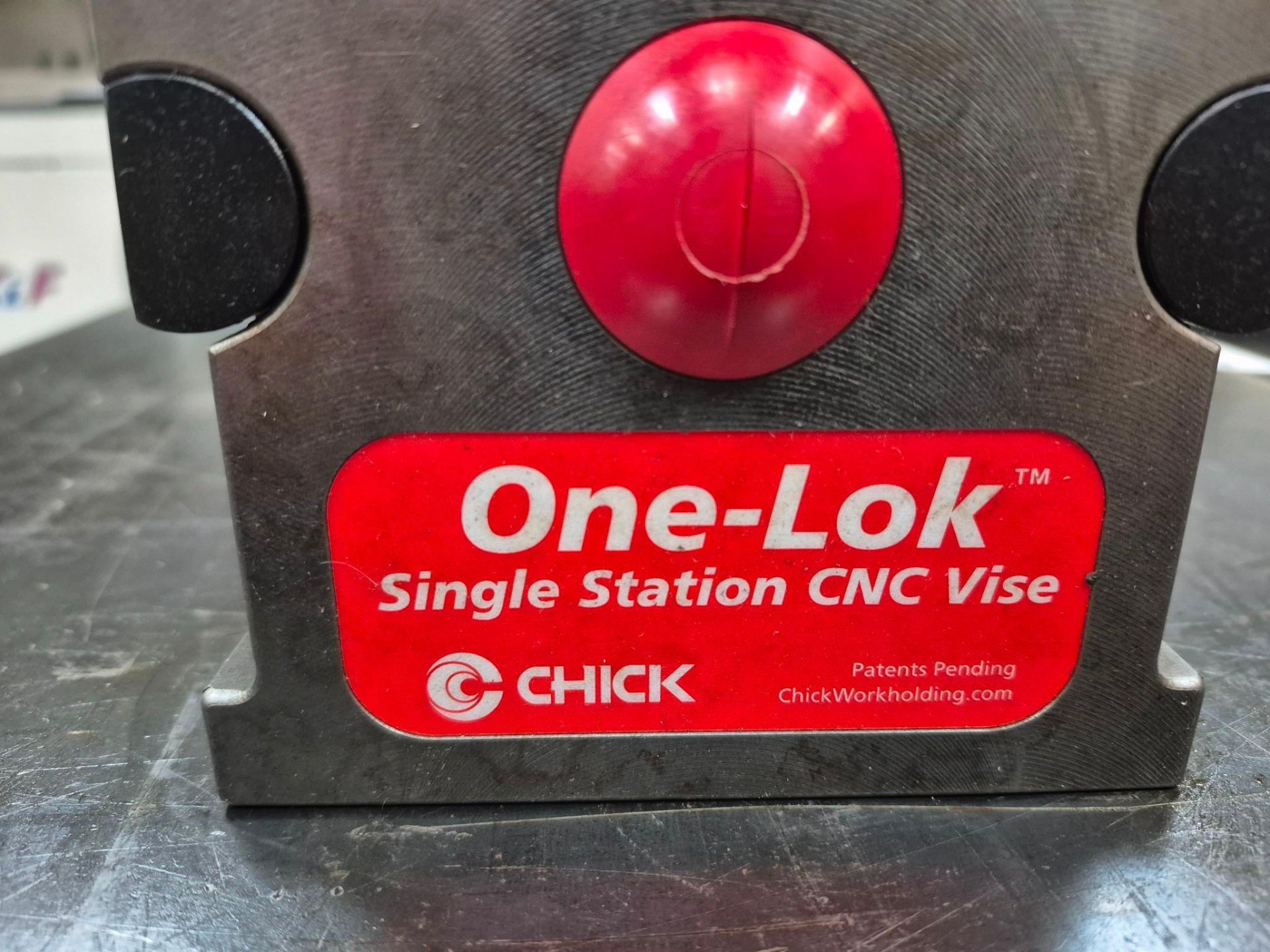 CHICK ONE LOK SINGLE STATION CNC VISE WITH QUICK CHANGE AND HANDLE