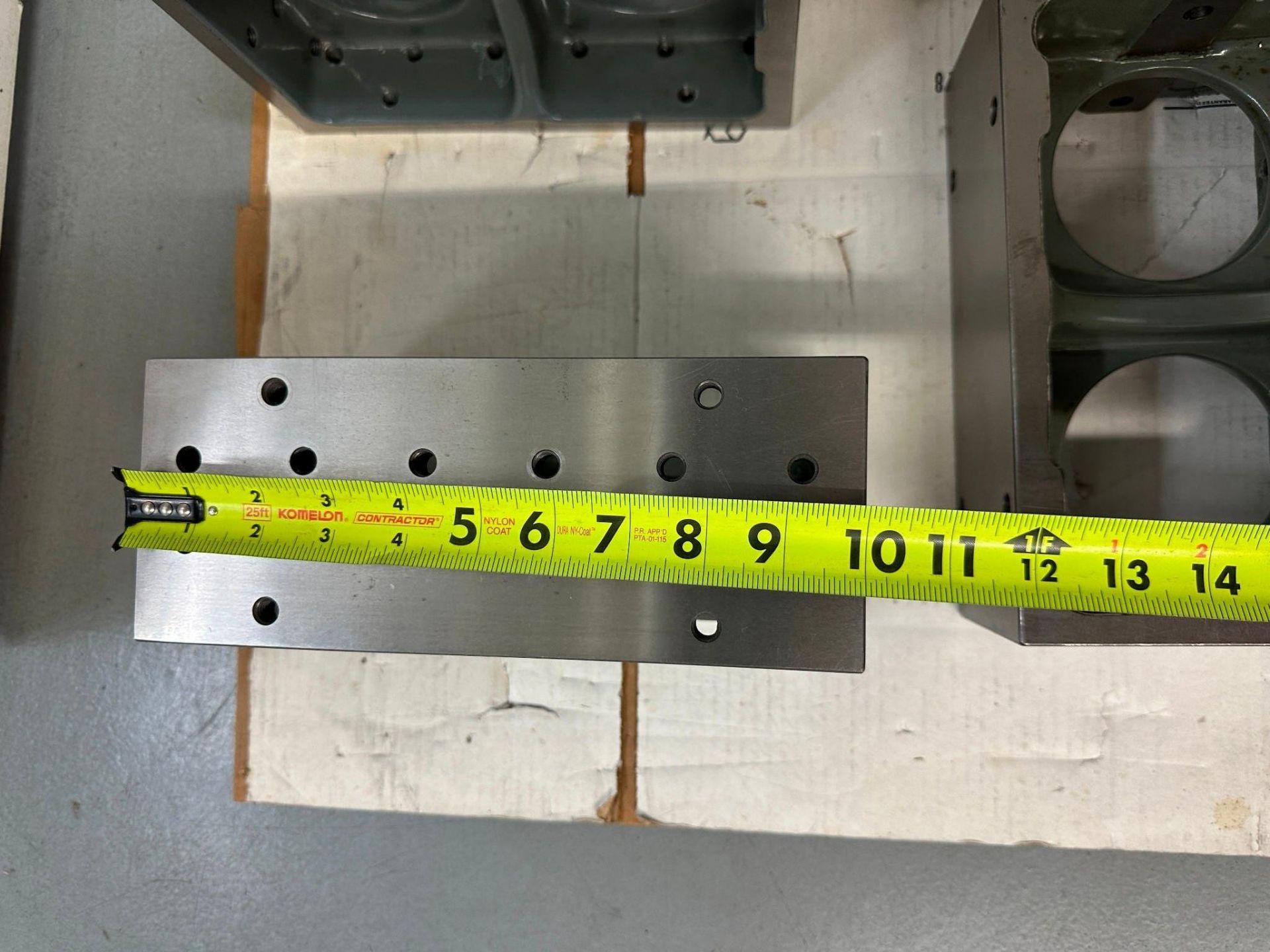 SELECTION OF MOORE TOOLS CAST STEEL ANGLE BLOCKS/PLATES IN STATE ...