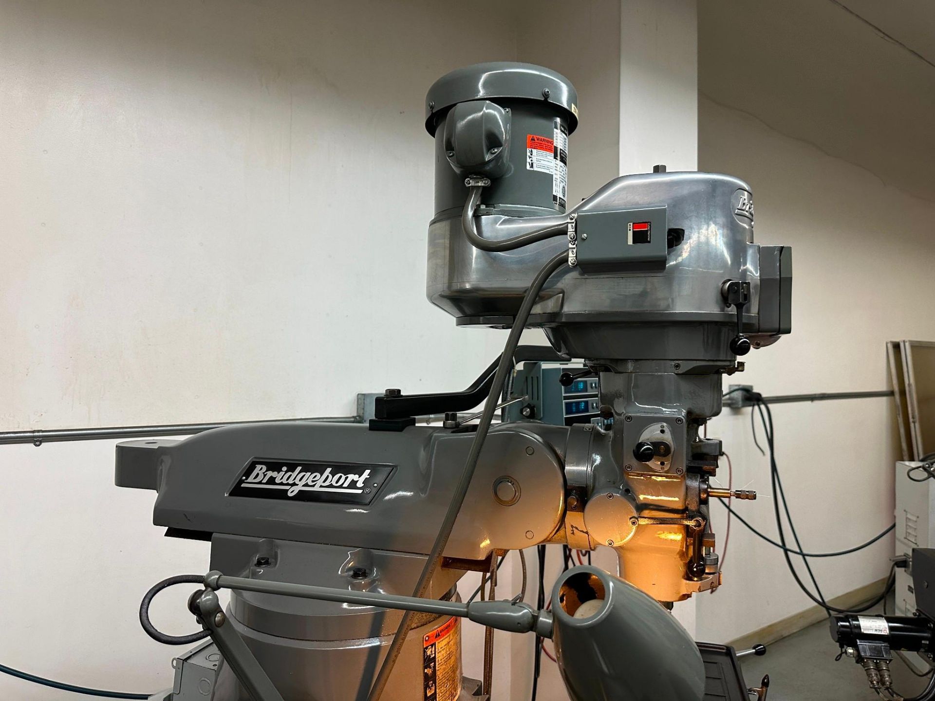 BRIDGEPORT SERIES I VERTICAL MILLING MACHINE WITH ACURITE MILLMATE DRO ...