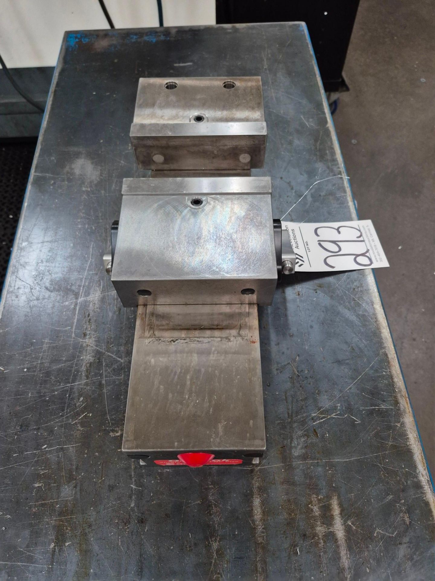 CHICK ONE LOK SINGLE STATION CNC VISE WITH QUICK CHANGE AND HANDLE