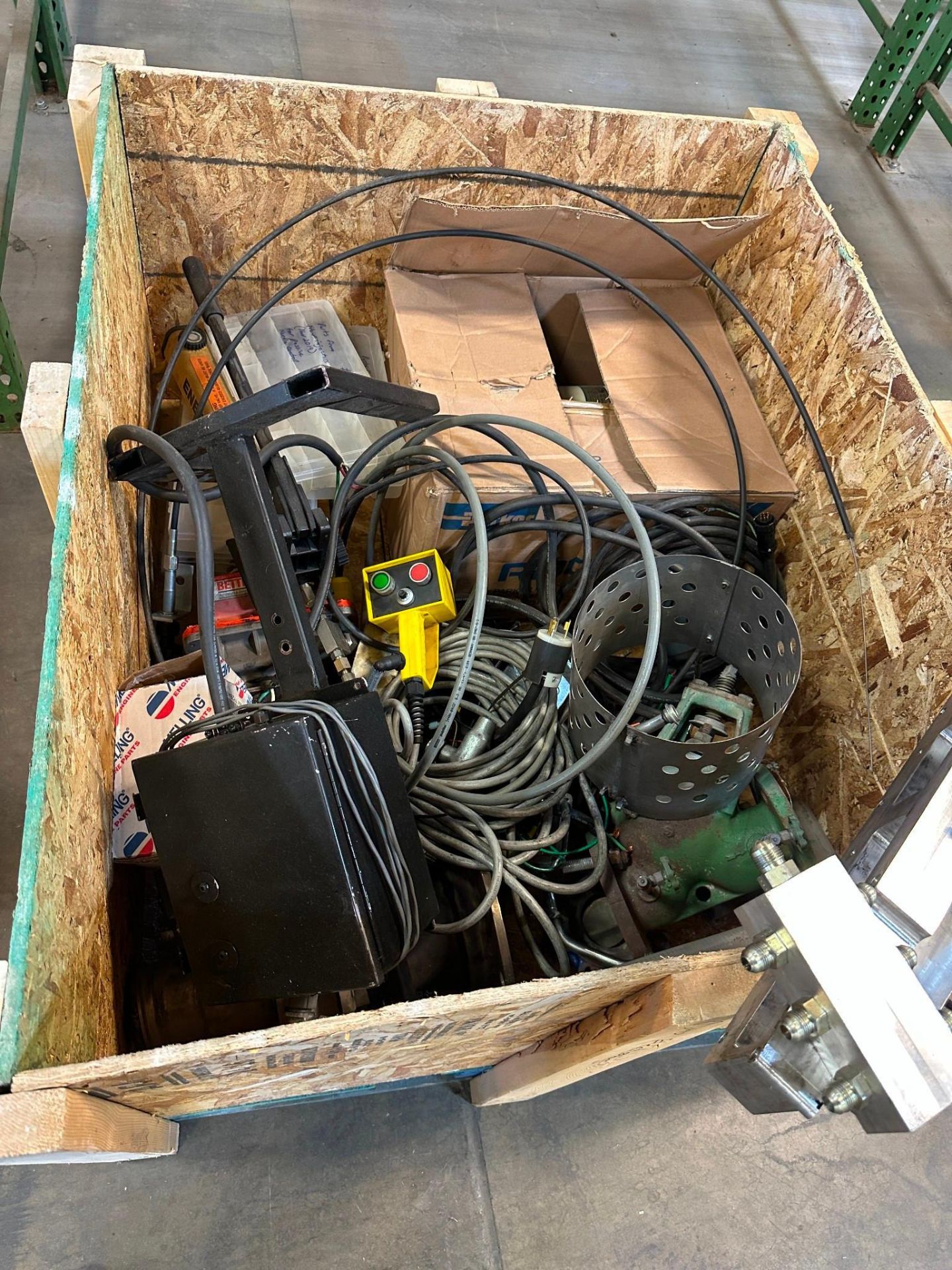 INDUSTRIAL SCRAP METAL, PIPING, HOSES, & ENERPAC HYDRAULIC CYLINDER ...