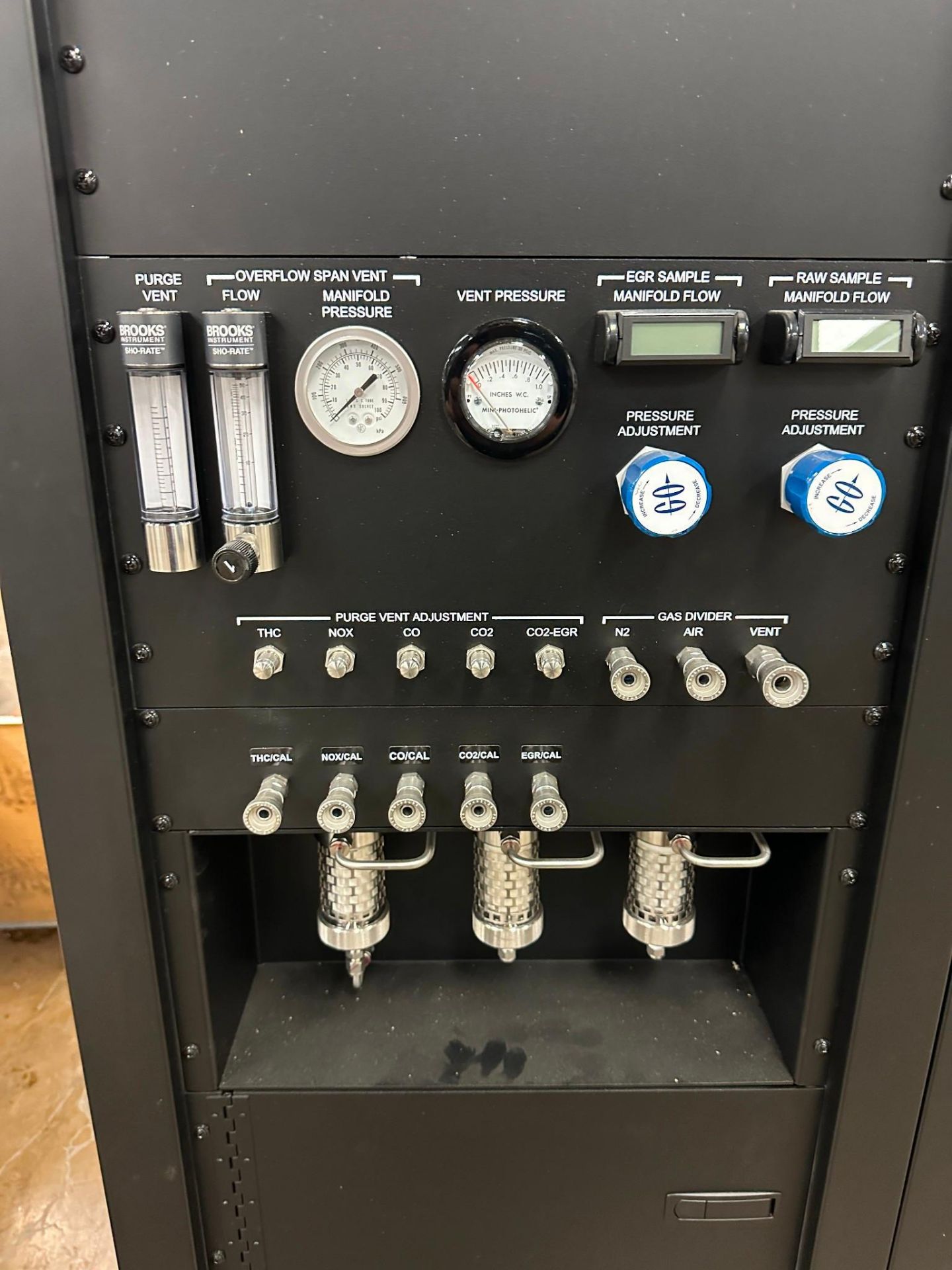 CAI MOBILE EMISSIONS ANALYSIS CART MODEL 101462-1 SYSTEM ANALYZERS, GAS ...