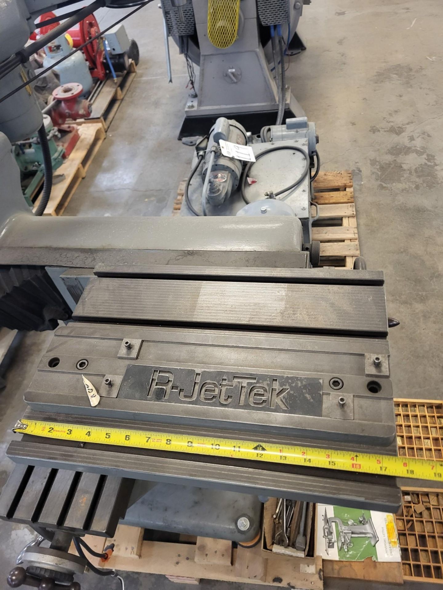 FRIEDRICH DECKEL GK21 UNIVERSAL ENGRAVING AND COPY MILLING MACHINE