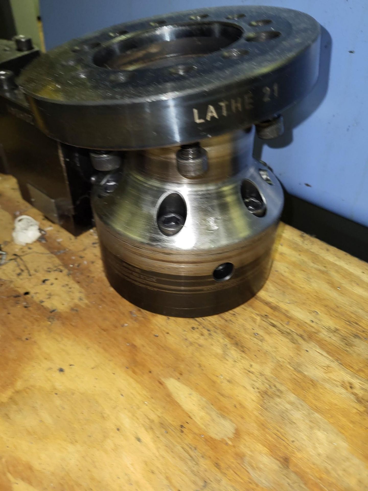 ASSORTED COLLET CHUCKS AND LIVE TOOL HOLDERS FOR PUMA 2500 Item ...