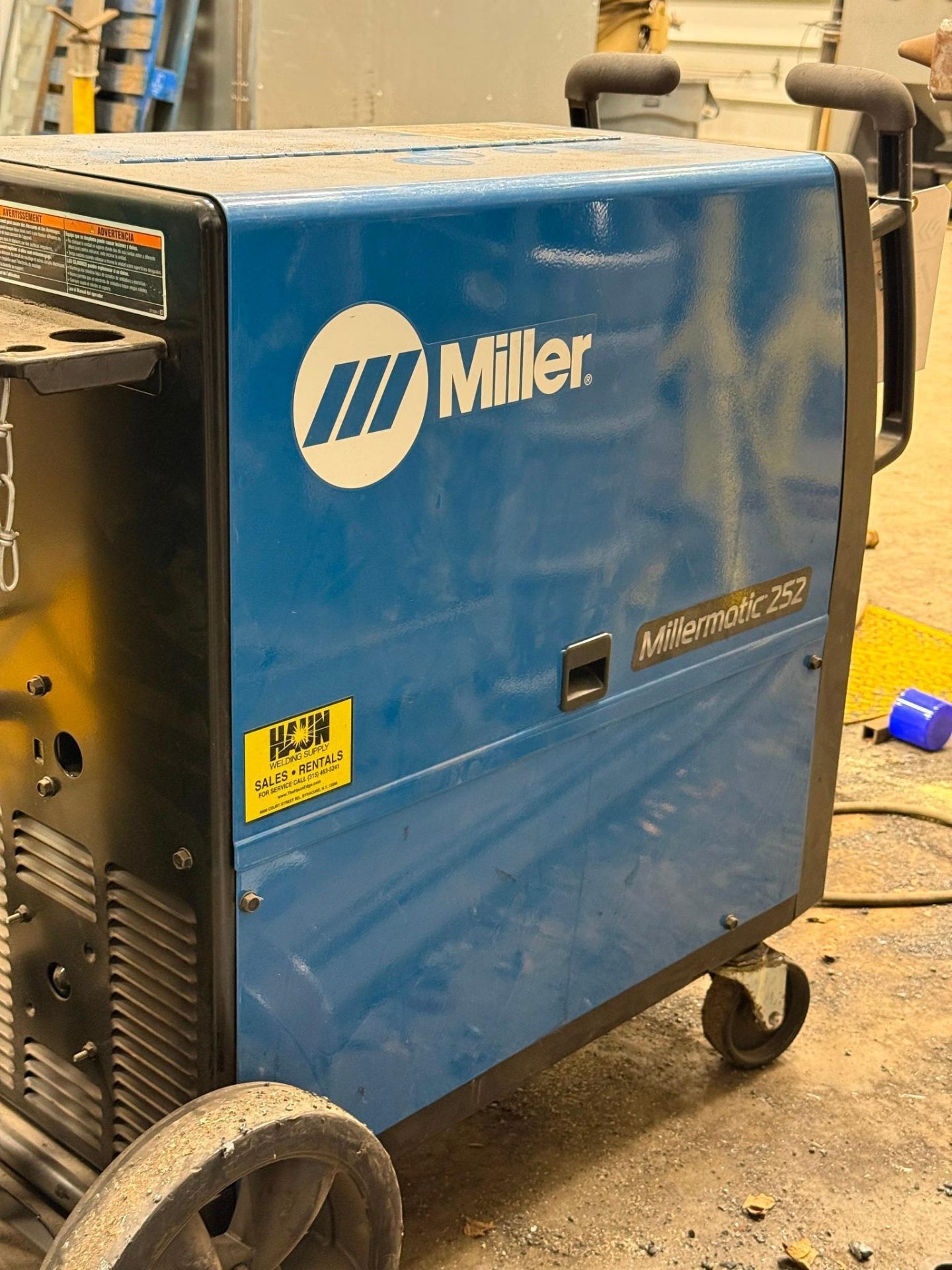 2023 MILLER MILLERMATIC 252 MIG WELDER ON CART W/ACCESSORIES SN ...