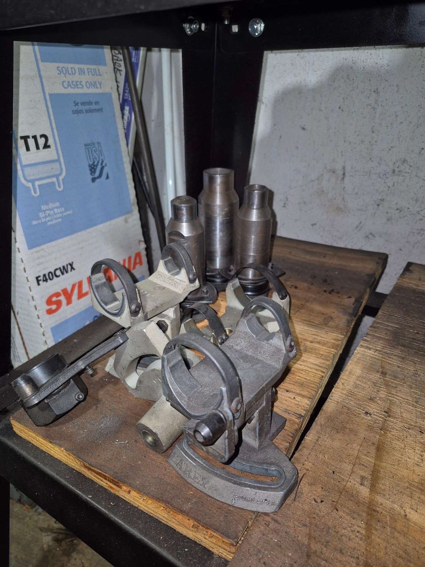 2008 DAREX XT3000 PRECISION INDUSTRIAL DRILL SHARPENER WITH STAND SN ...