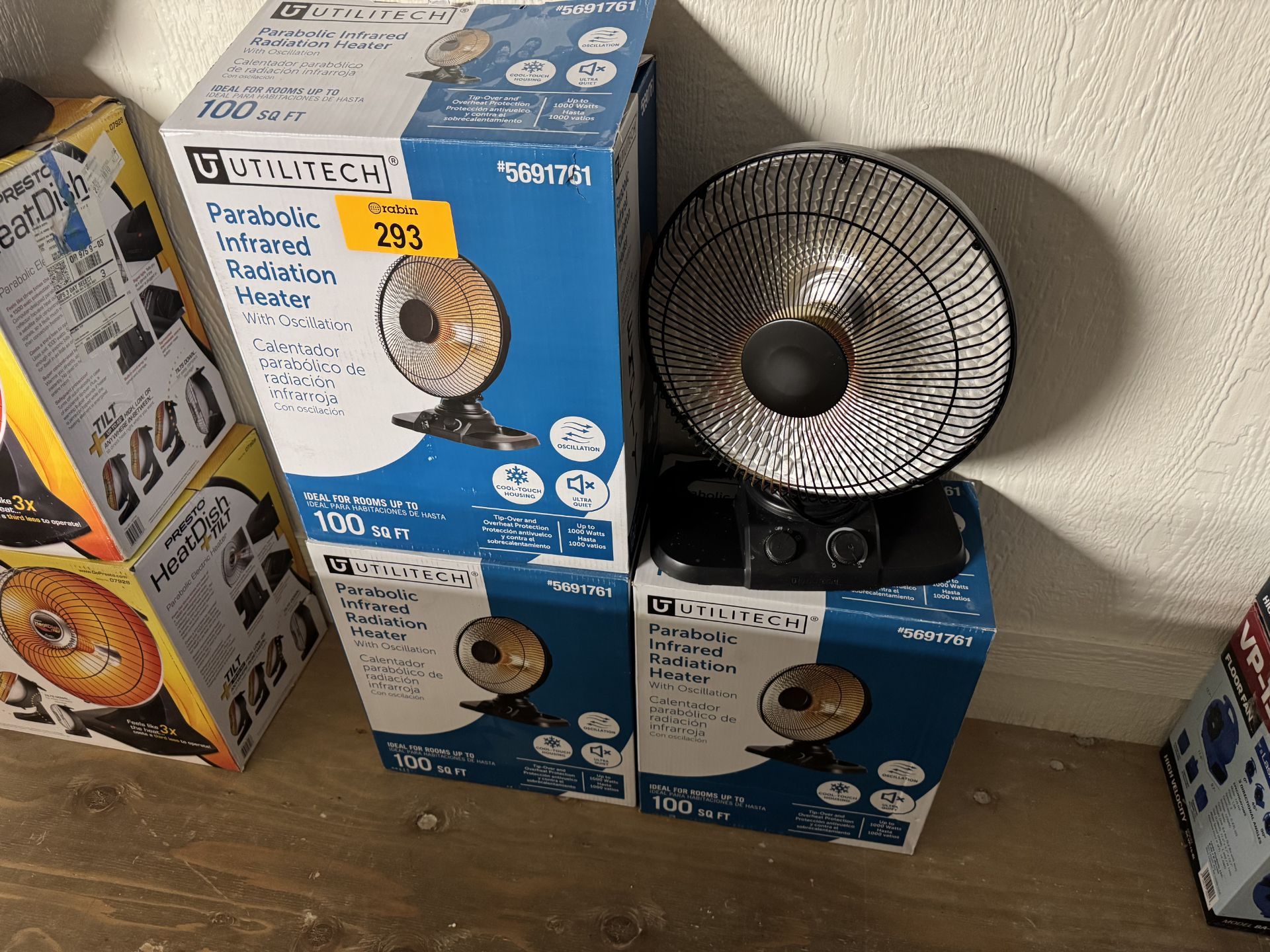 [LOT] of (4) UtiliTech Parabolic Heaters, model 5691761, oscillating, 115v