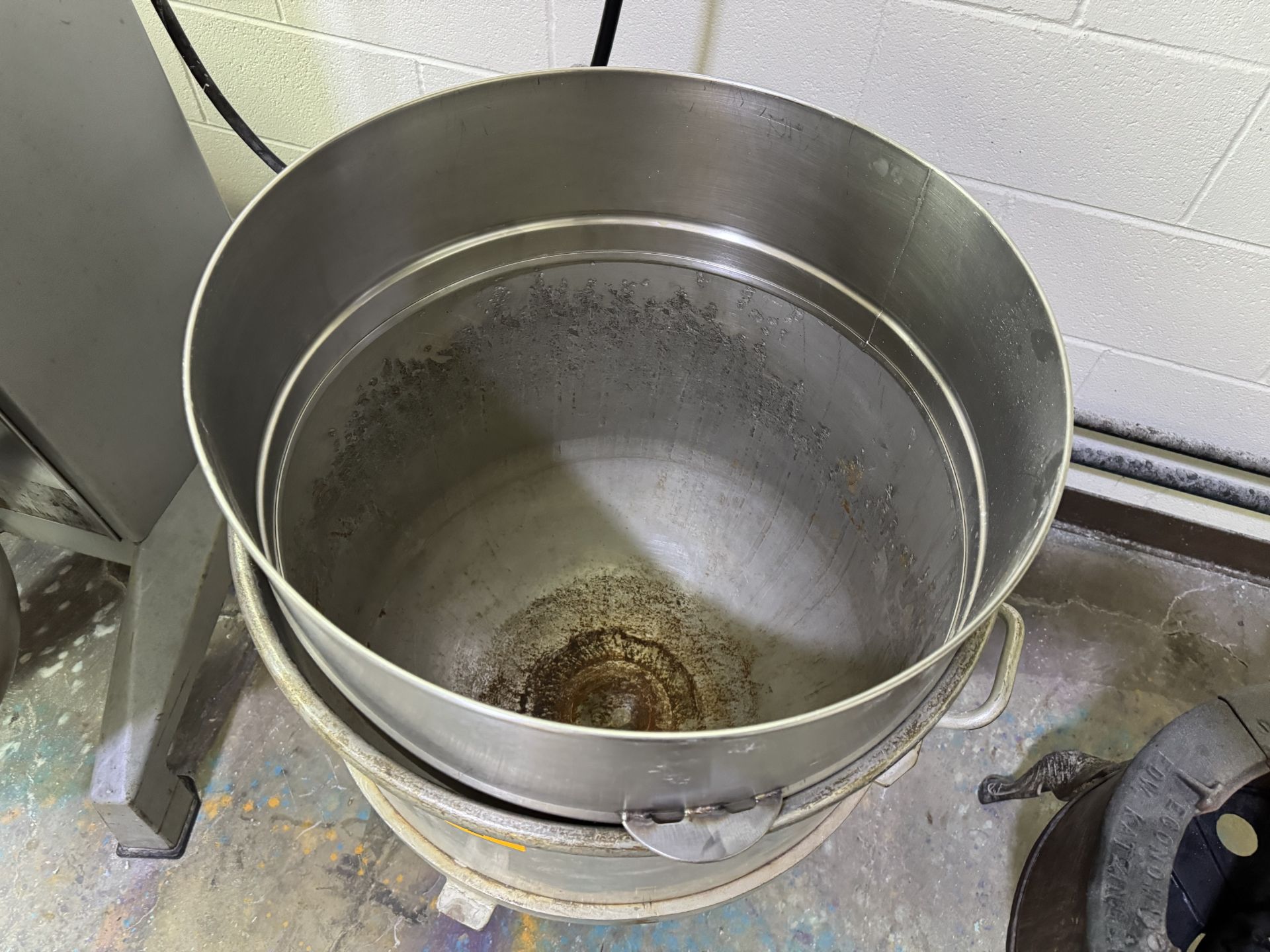 140qt Mixer Bowl, w/ collar extension and dolly base