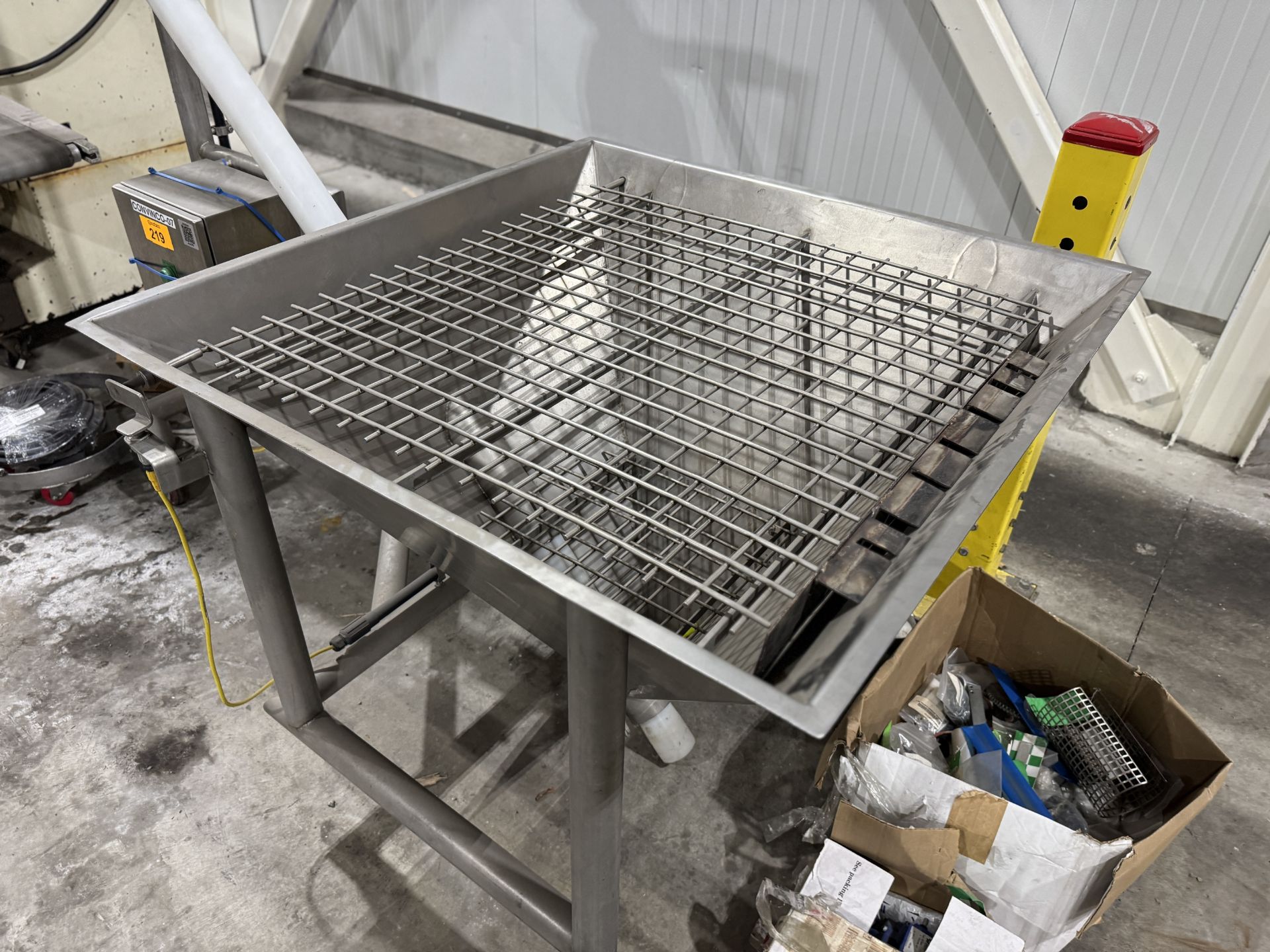 PSG Inclined Flexible Screw Conveyor, Flexicon style, approx drop ...