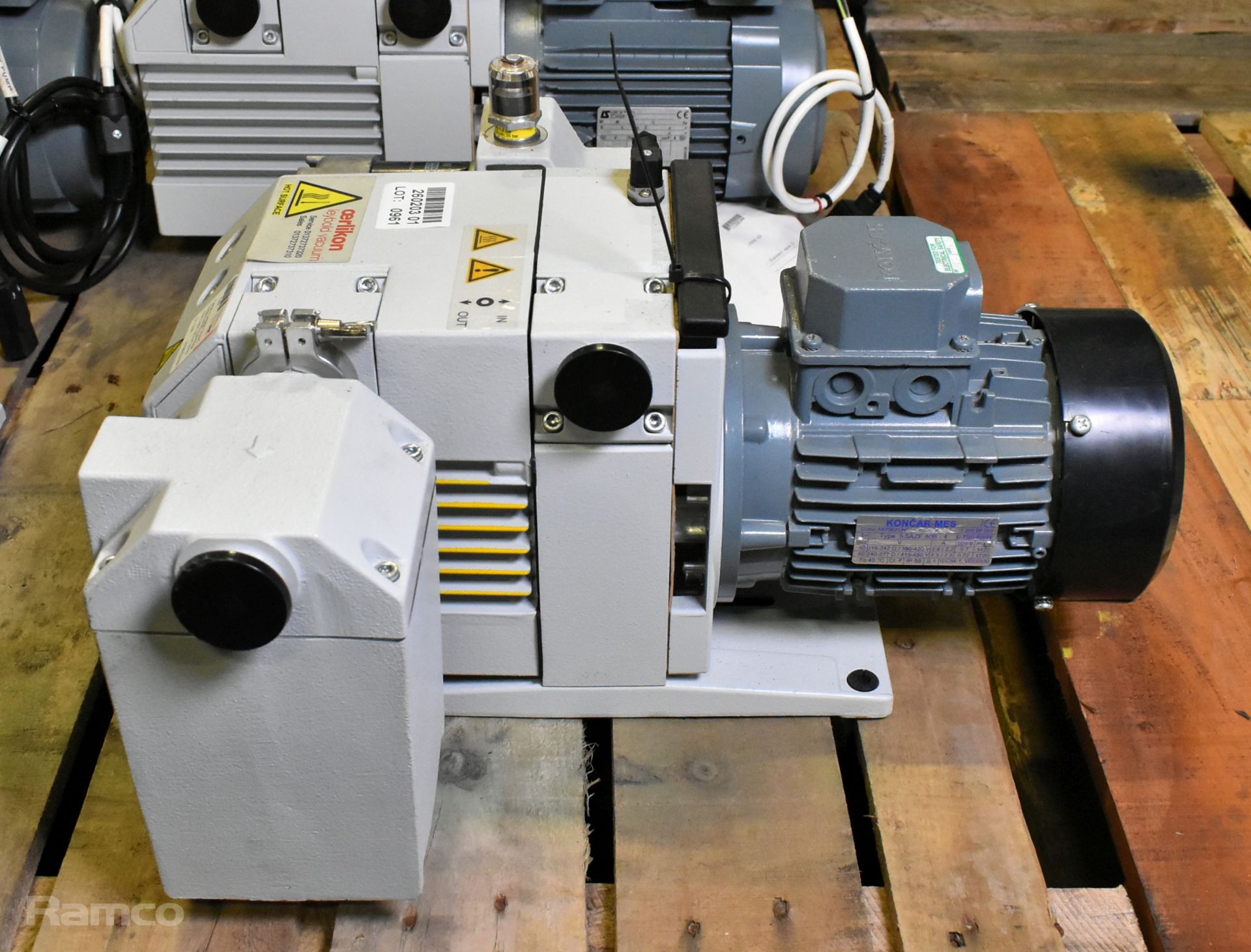 Oerlikon Leybold TRIVAC D16BCS PFPE dual-stage rotary vane vacuum pump