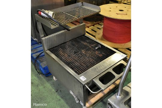 Synergy ST600E3 stainless steel electric chargrill with slow cook shelf ...