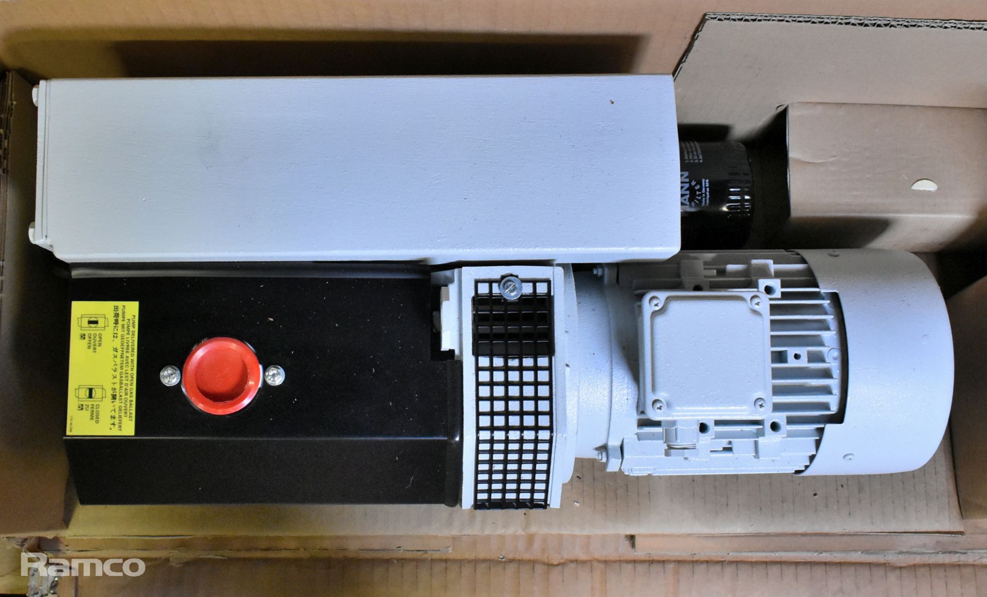 Leybold SV65.10907 Sogevac vacuum pump with Brook Hansen 714.02.078 a.c ...