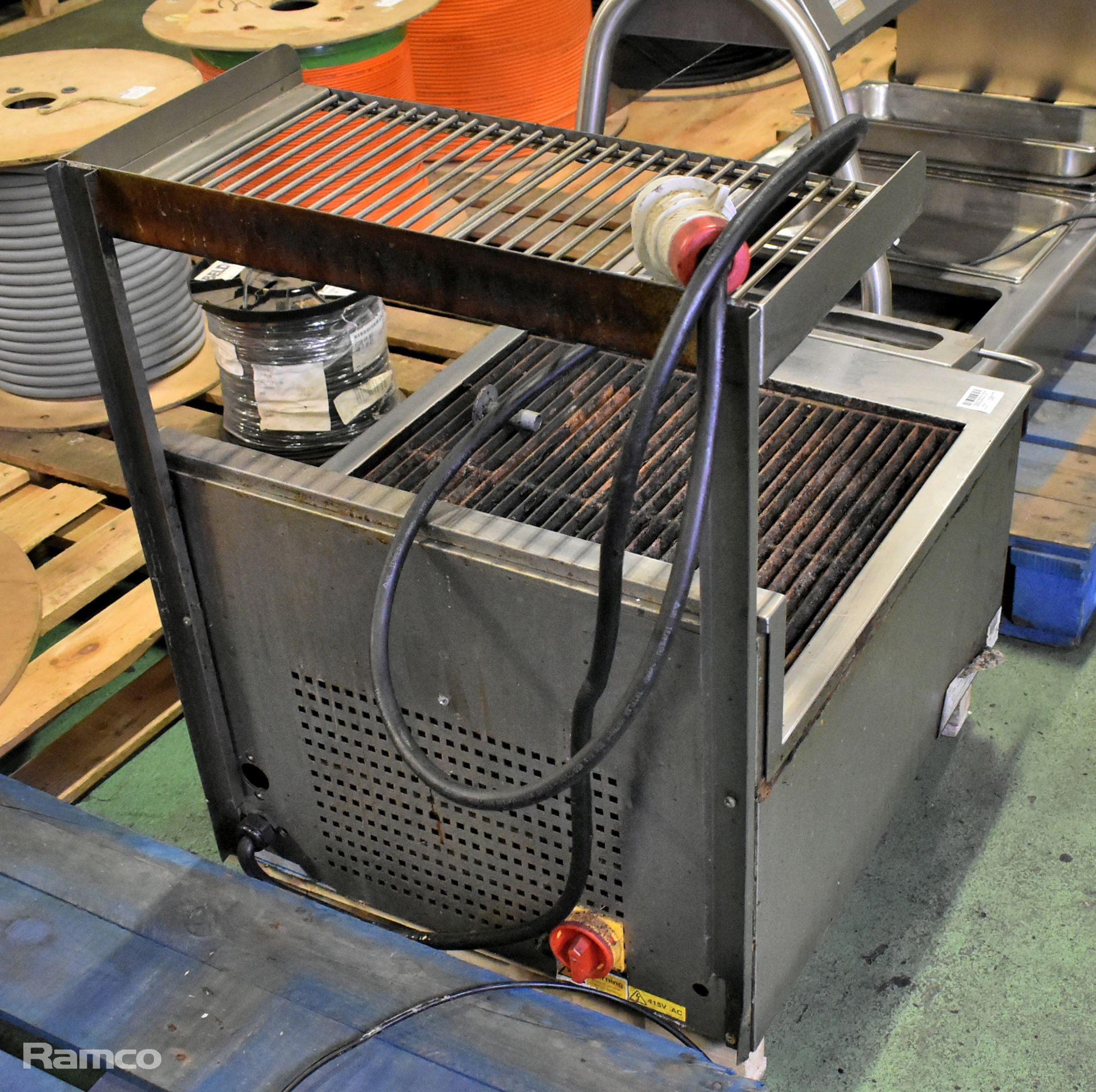 Synergy ST600E3 stainless steel electric chargrill with slow cook shelf ...