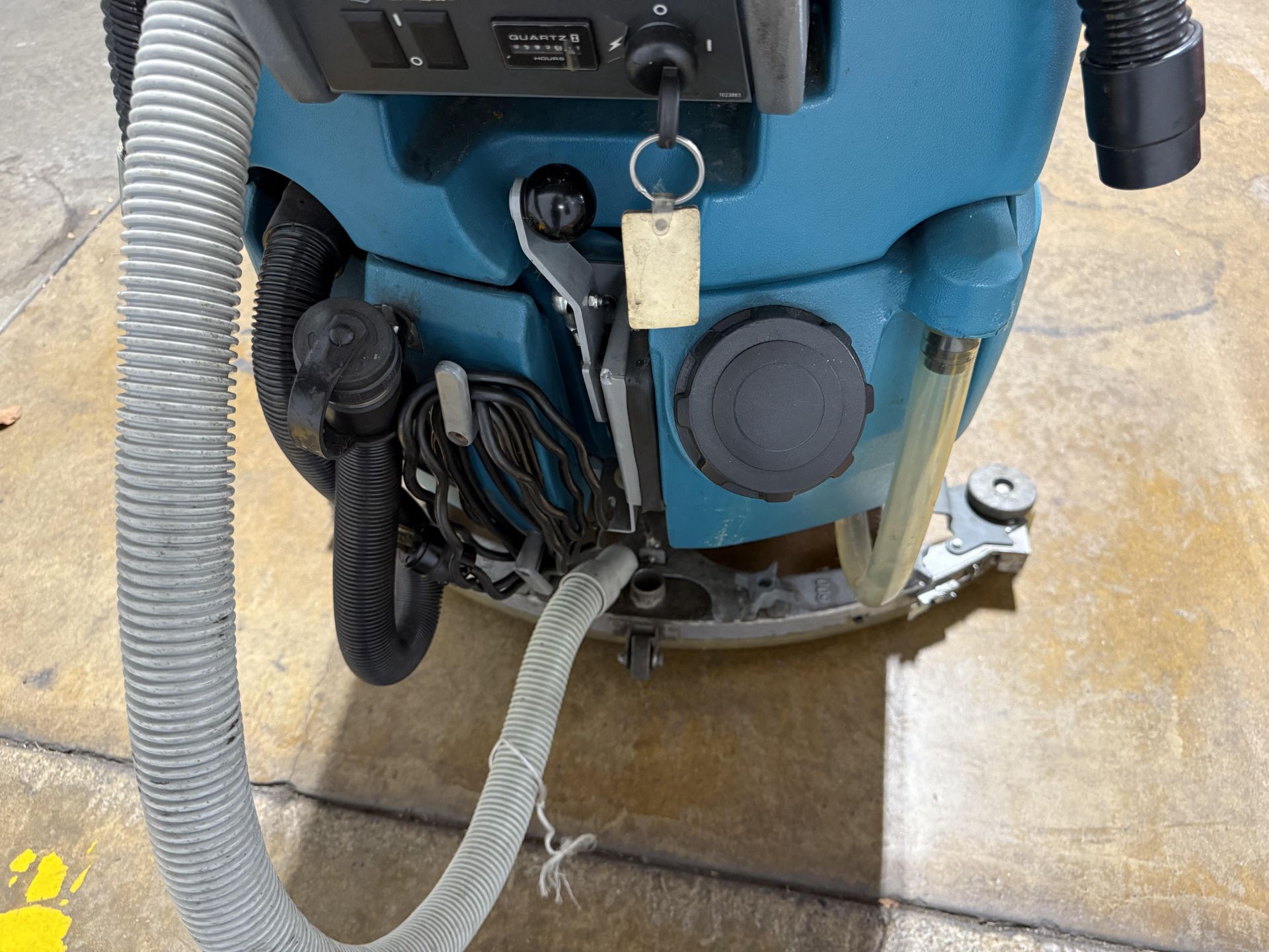 Tennant Model T5 Floor Scrubber (SN: T5-10371864)