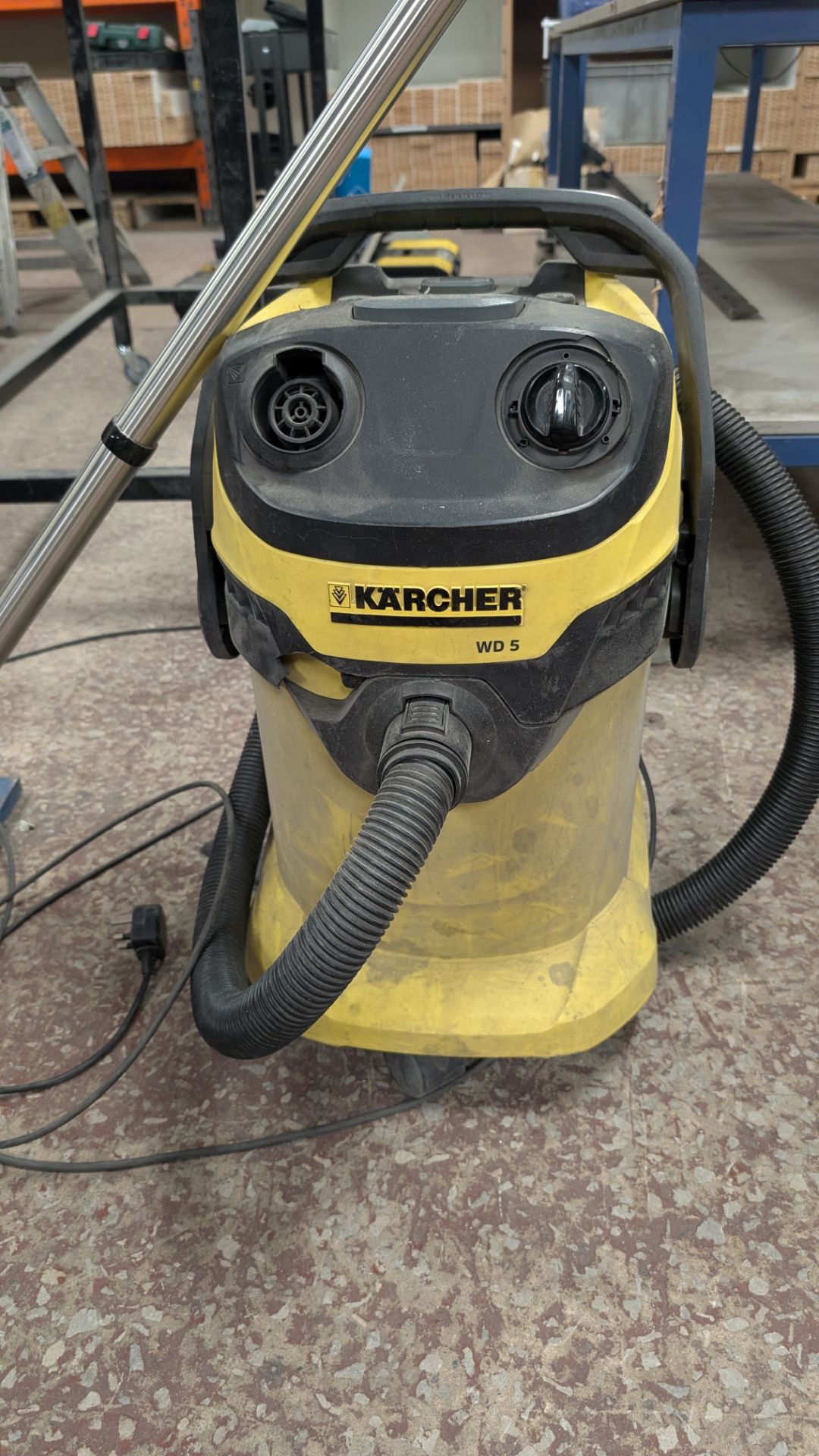 2 off Karcher WD5 Wet and Dry Vacuum Cleaner. Please note, all lots in ...