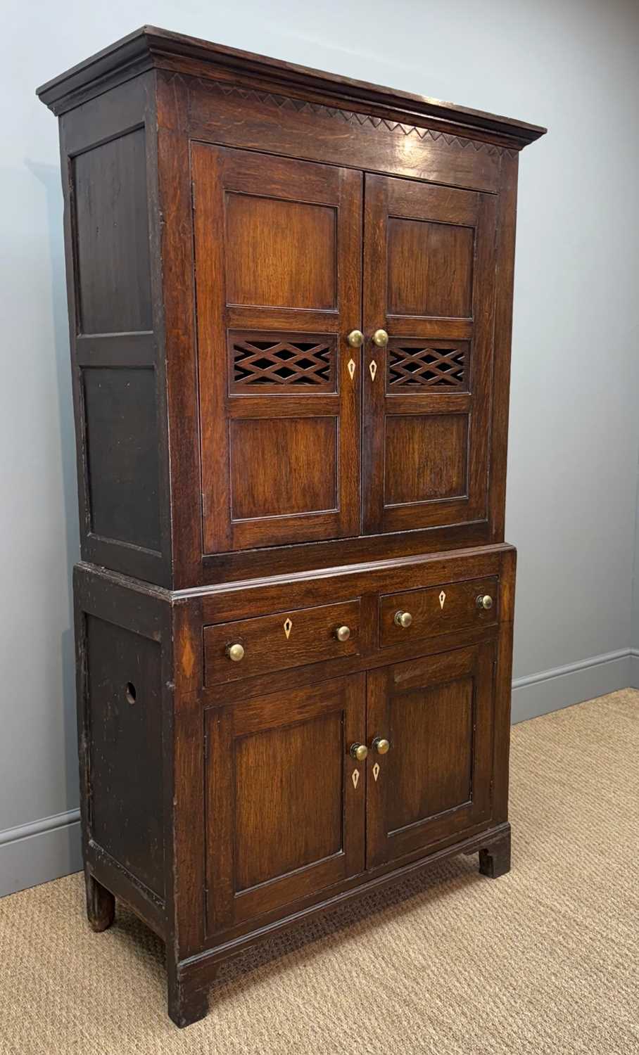 GEORGE III WELSH OAK BREAD & CHEESE CUPBOARD (CWPWRDD BARA CAWS) upper ...