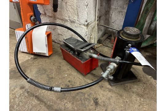 AME International 13120 Foot Operated Pneumatic Bottle Jack (stores ...
