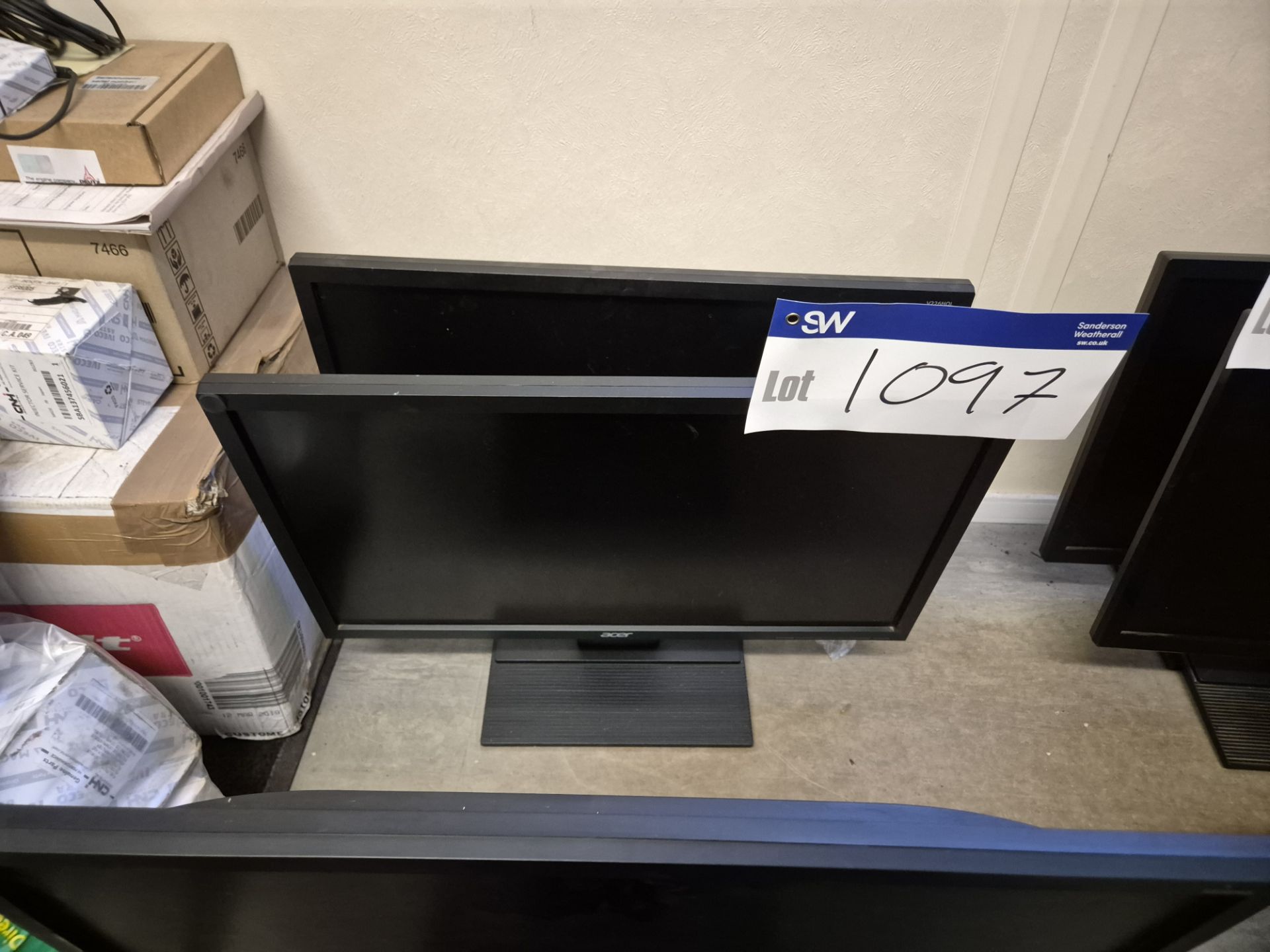 Two Acer V226HQL Monitors Please read the following important notes ...