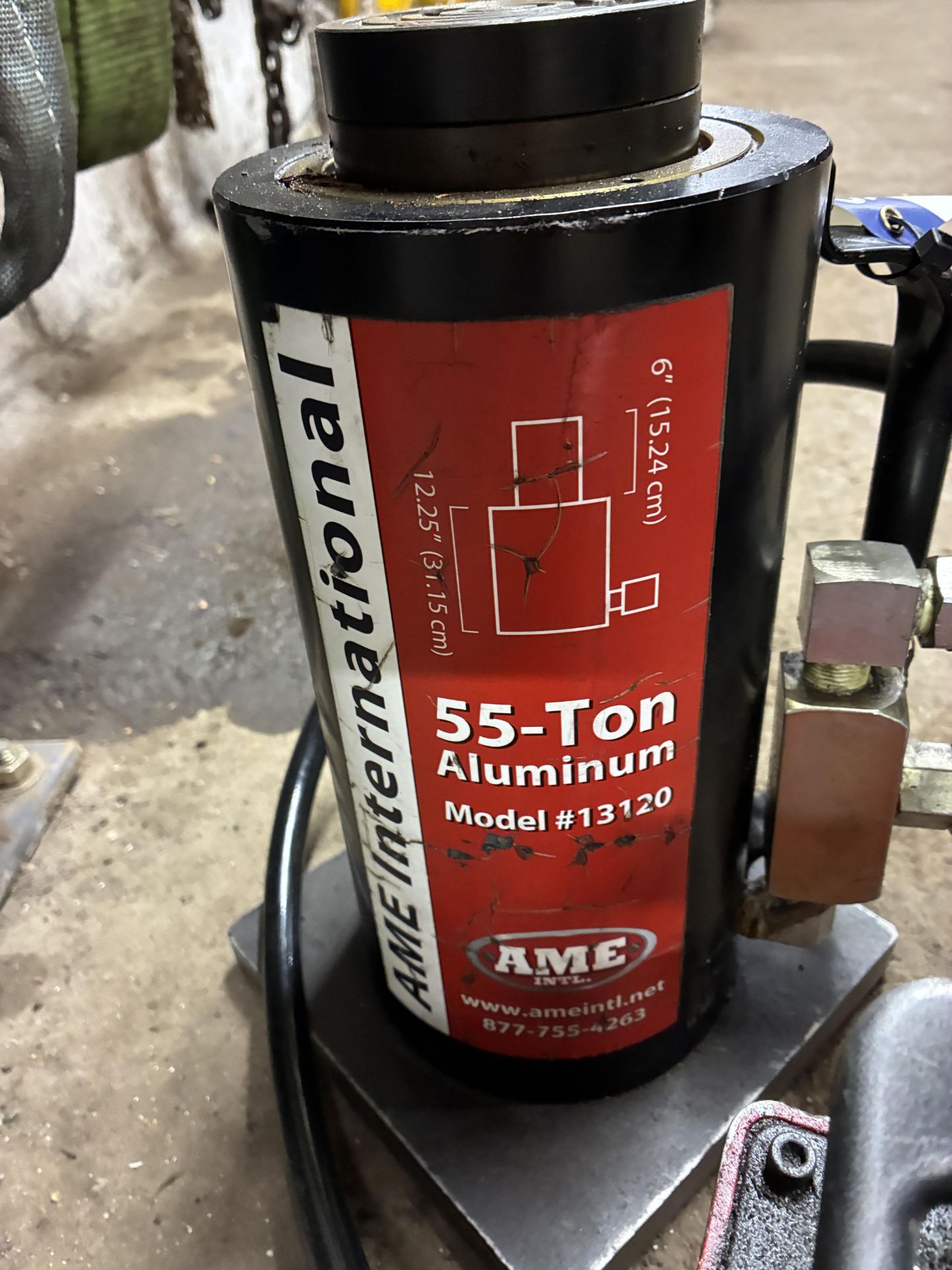 AME International 13120 Foot Operated Pneumatic Bottle Jack (stores ...
