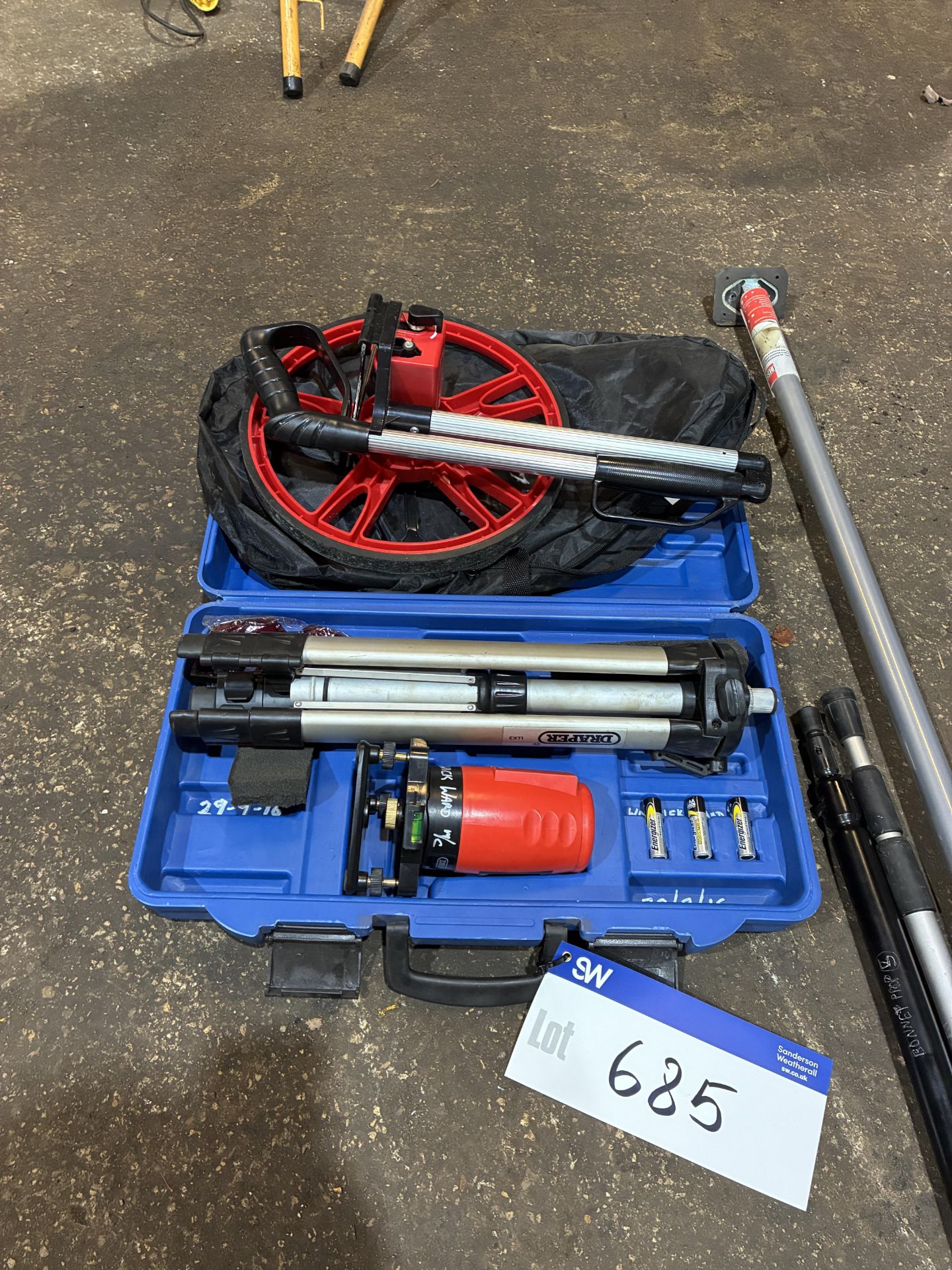 Draper LLK3 Laser Level, Measuring Wheel etc. (power tool area) Please ...