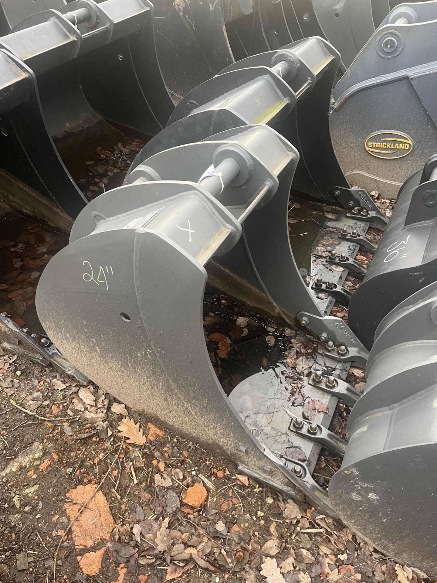 Miller R3 SCOOP4 GP 24" 55mm pin Excavator Bucket, serial no. 358334 ...