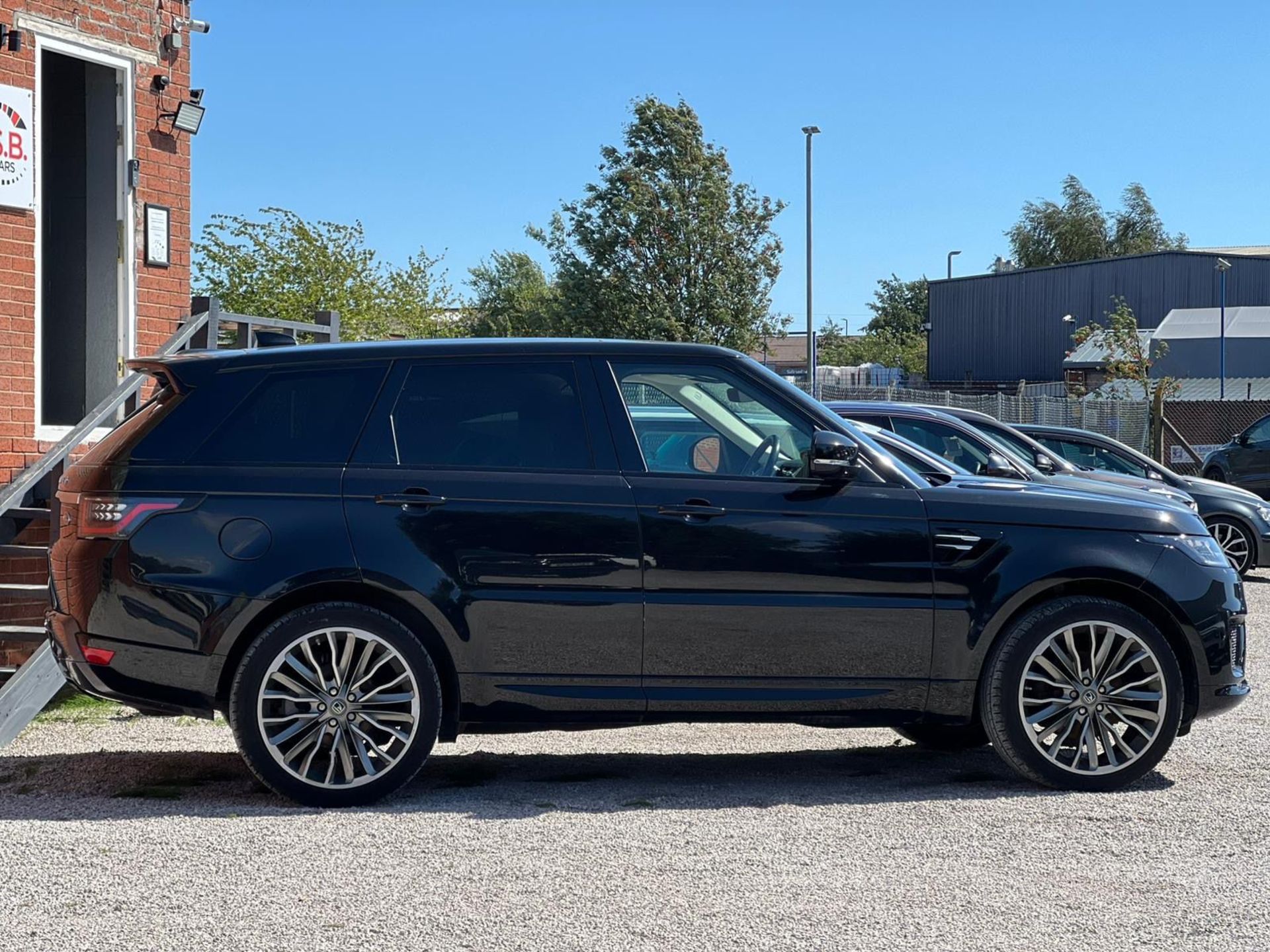 Range Rover Sport *Hse Edition* Automatic - 18 Reg - Air Con - Sat Nav ...