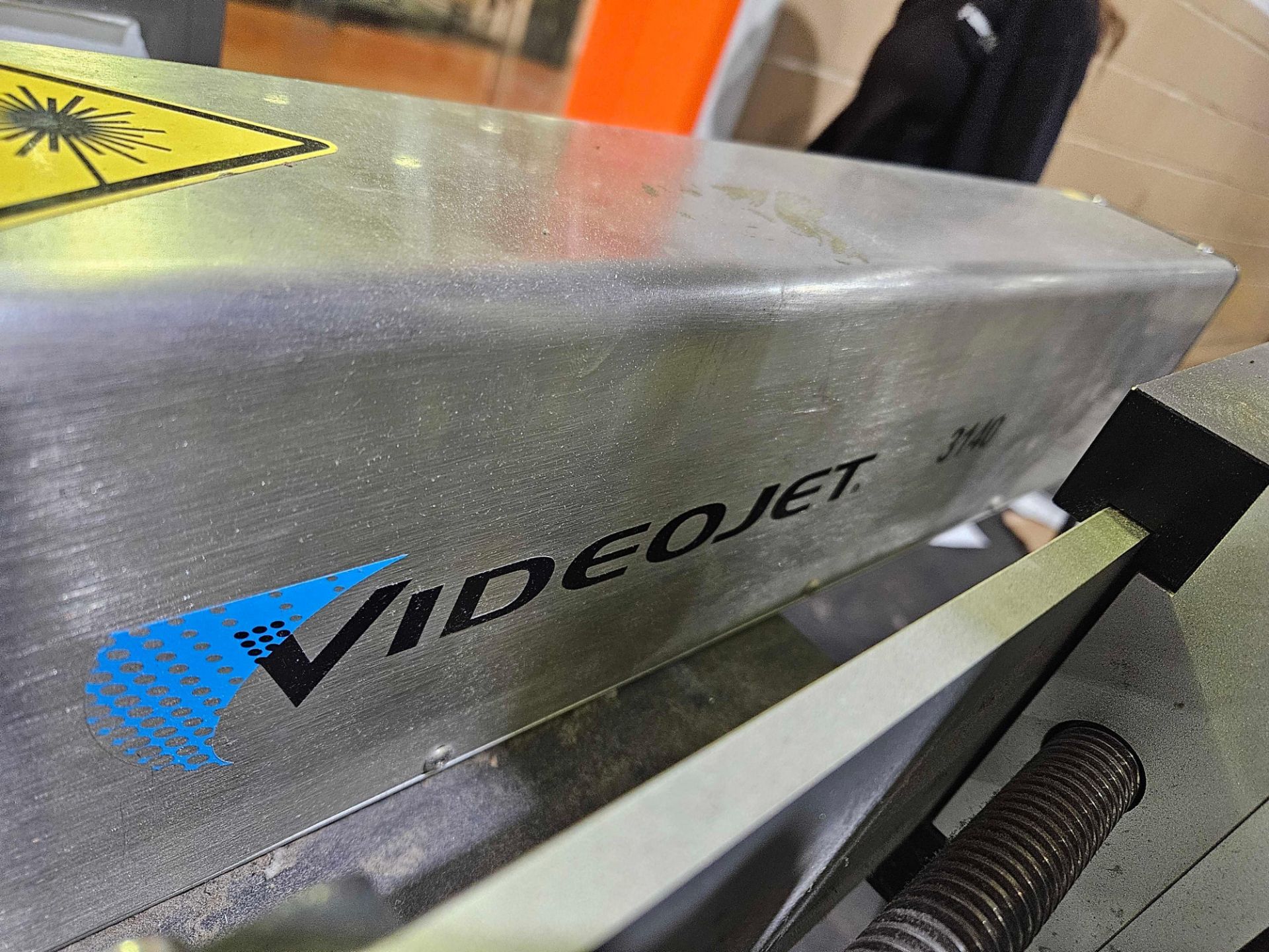 Used VideoJet 3140 Laser Coder with: Overall dimensions: Length: 42 ...