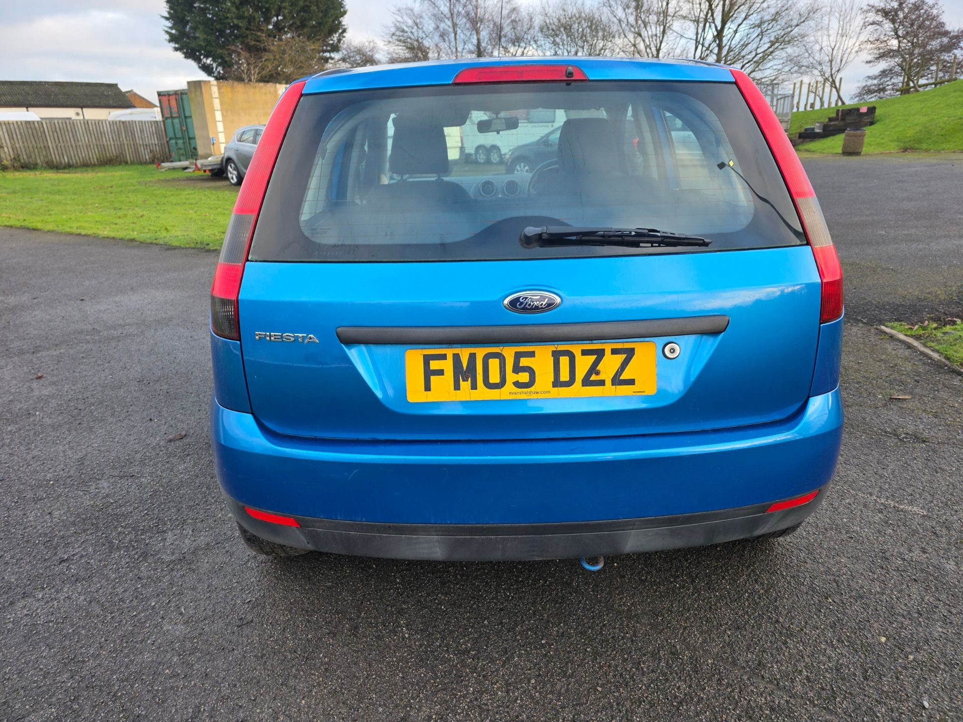 2005 Ford Fiesta Studio, 1242cc. Registration number FM05DZZ.Deceased ...
