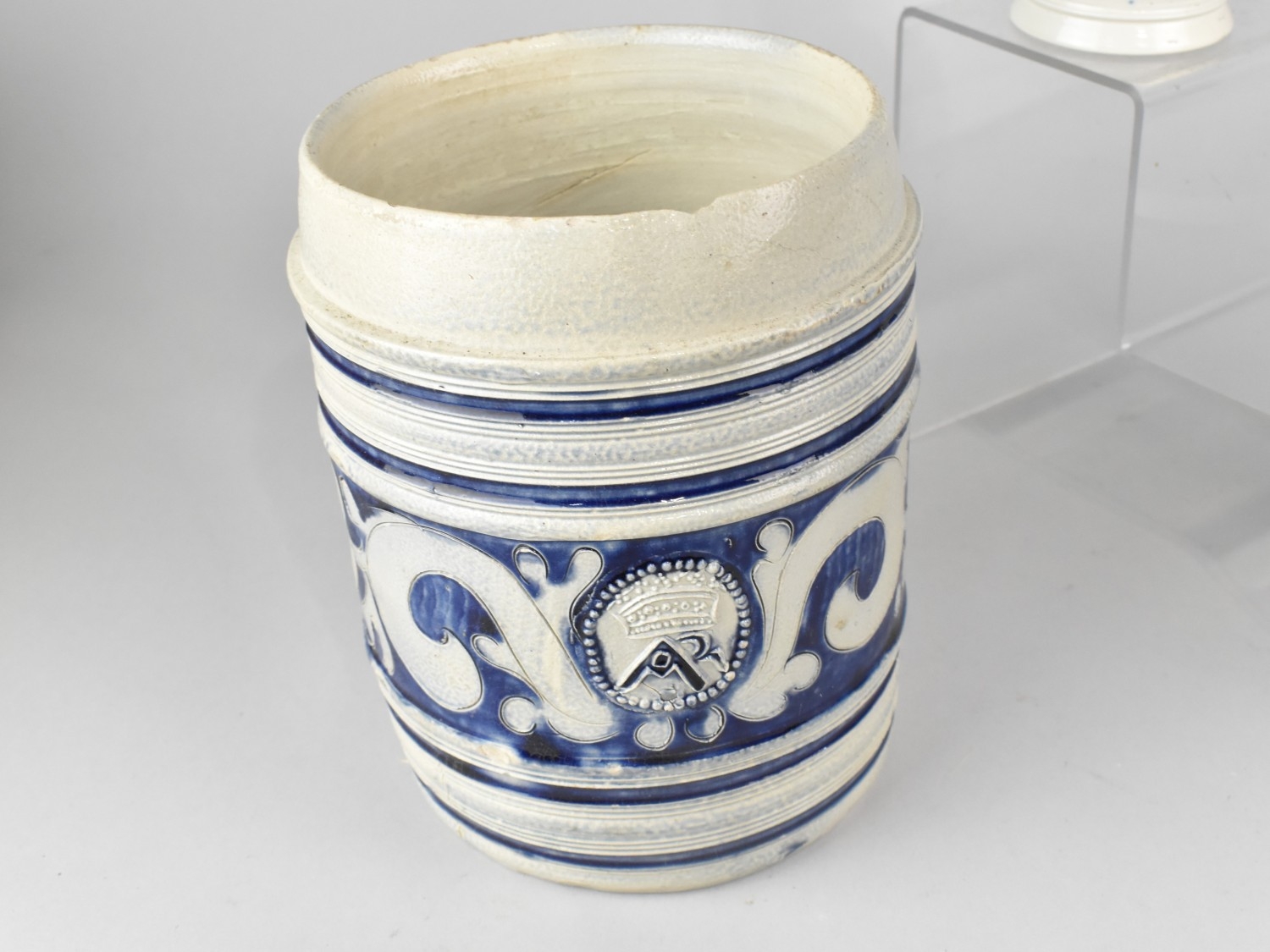 A Collection of Salt Glazed Stonewares to Comprise "Scratch Blue" Jug ...