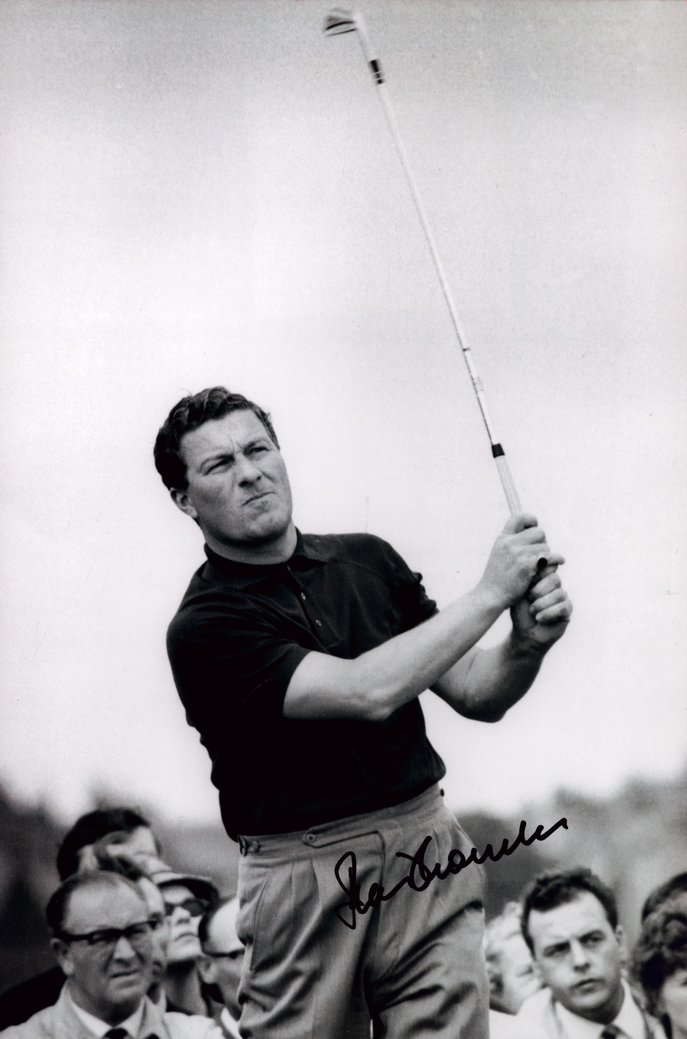 PETER THOMSON (1929-2018) Golfer signed 8x12 Photo.