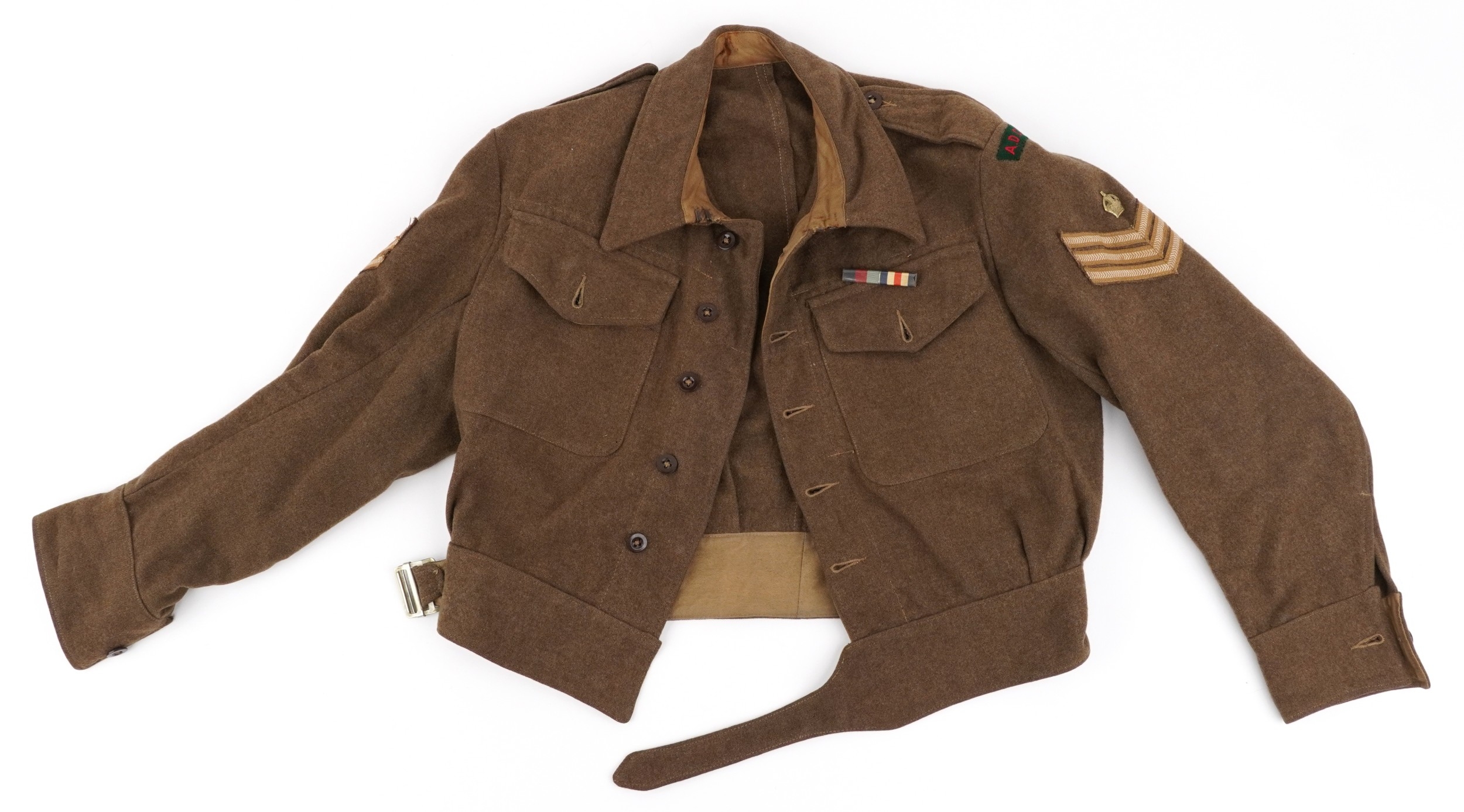 A British military World War II battle dress blouse, size 9.