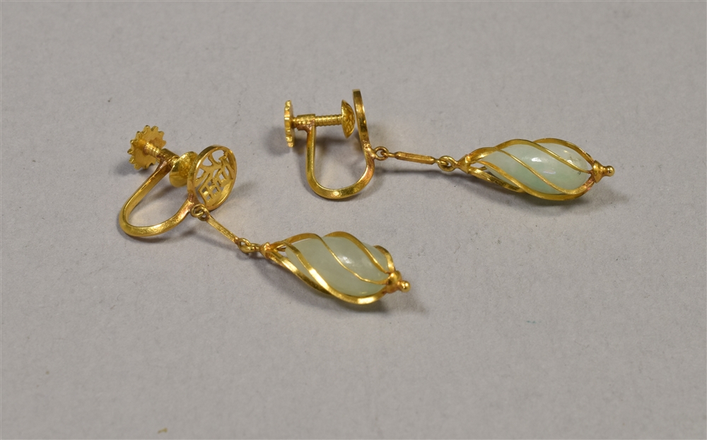 22CT GOLD JADEITE JADE DROP EARRINGS on screw back fasteners, stamped ...