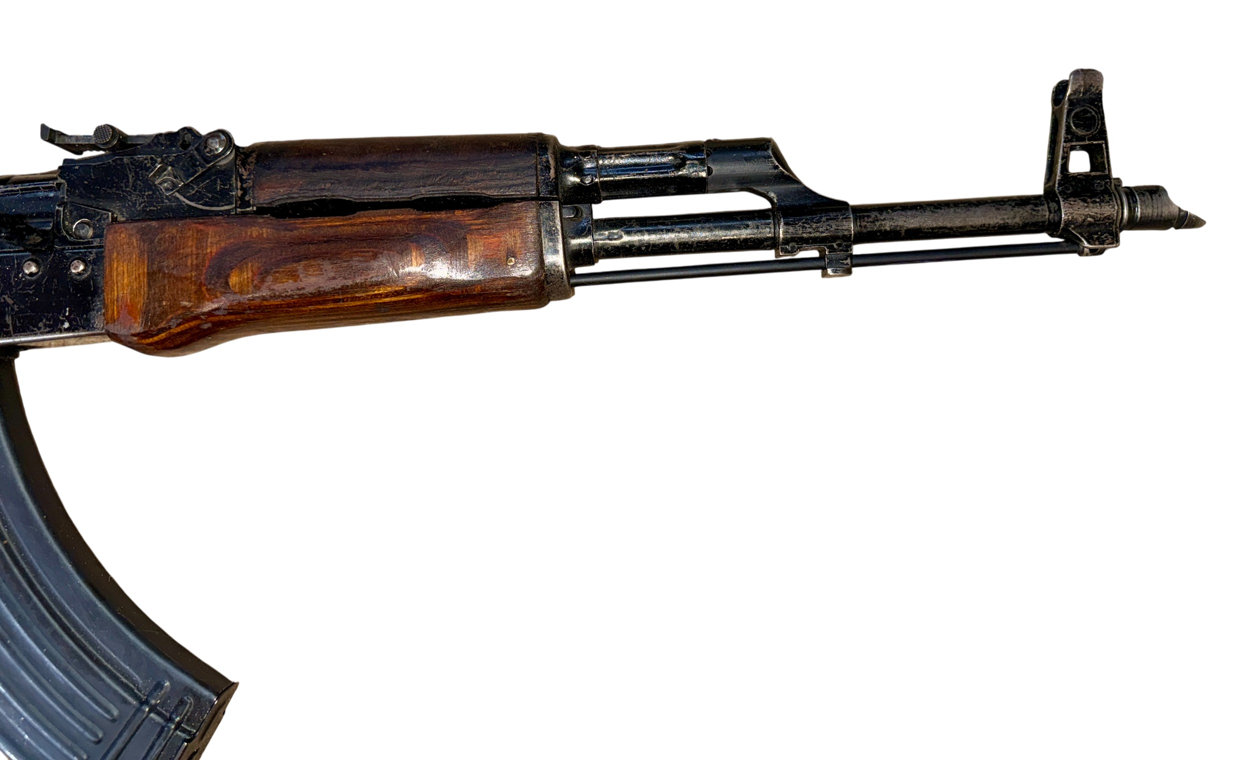 Kalashnikov 7.62mm AKM assault rifle and fitted magazine, serial number ...