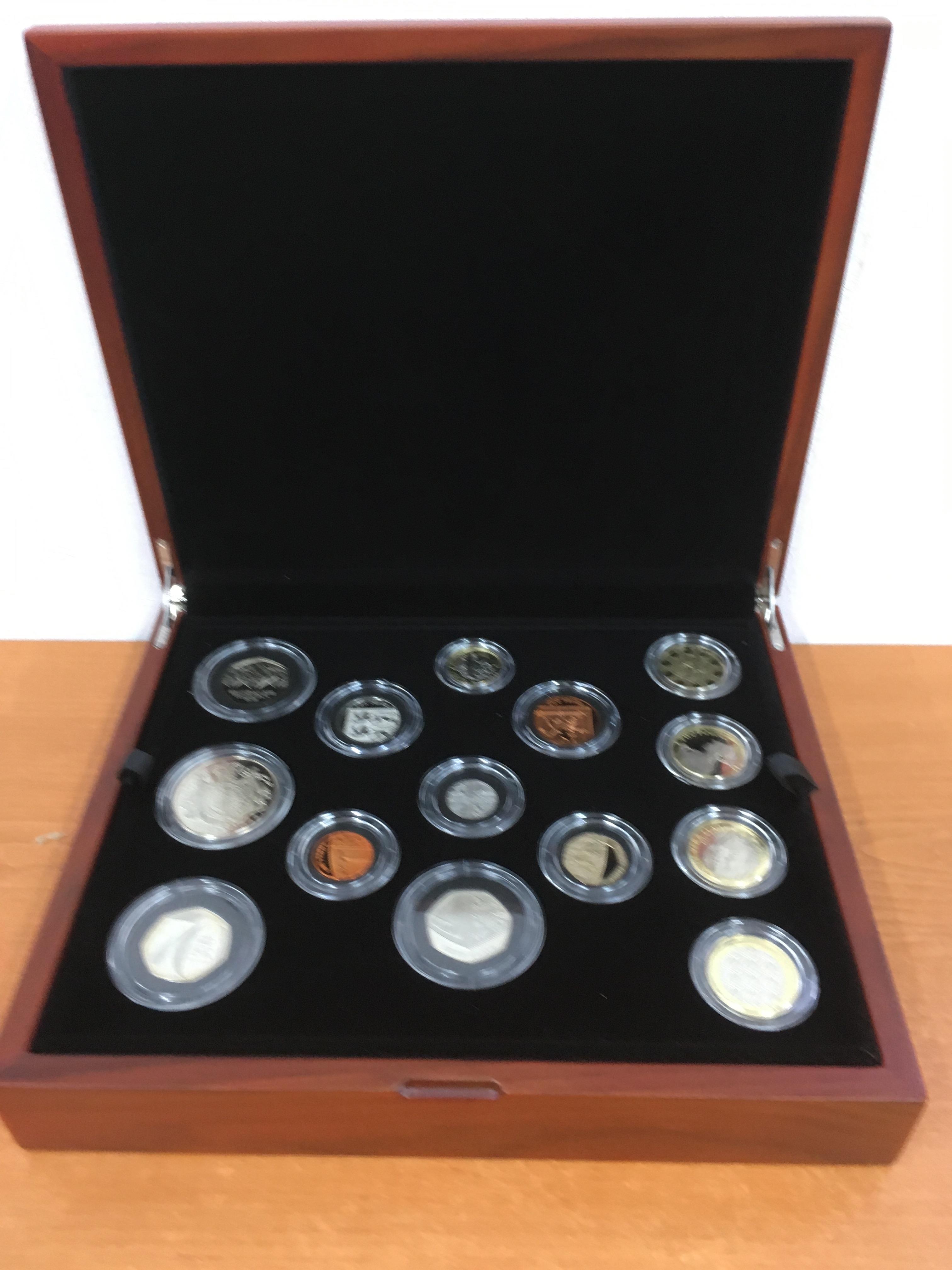 COINS: 2022 UK PREMIUM PROOF SET.
