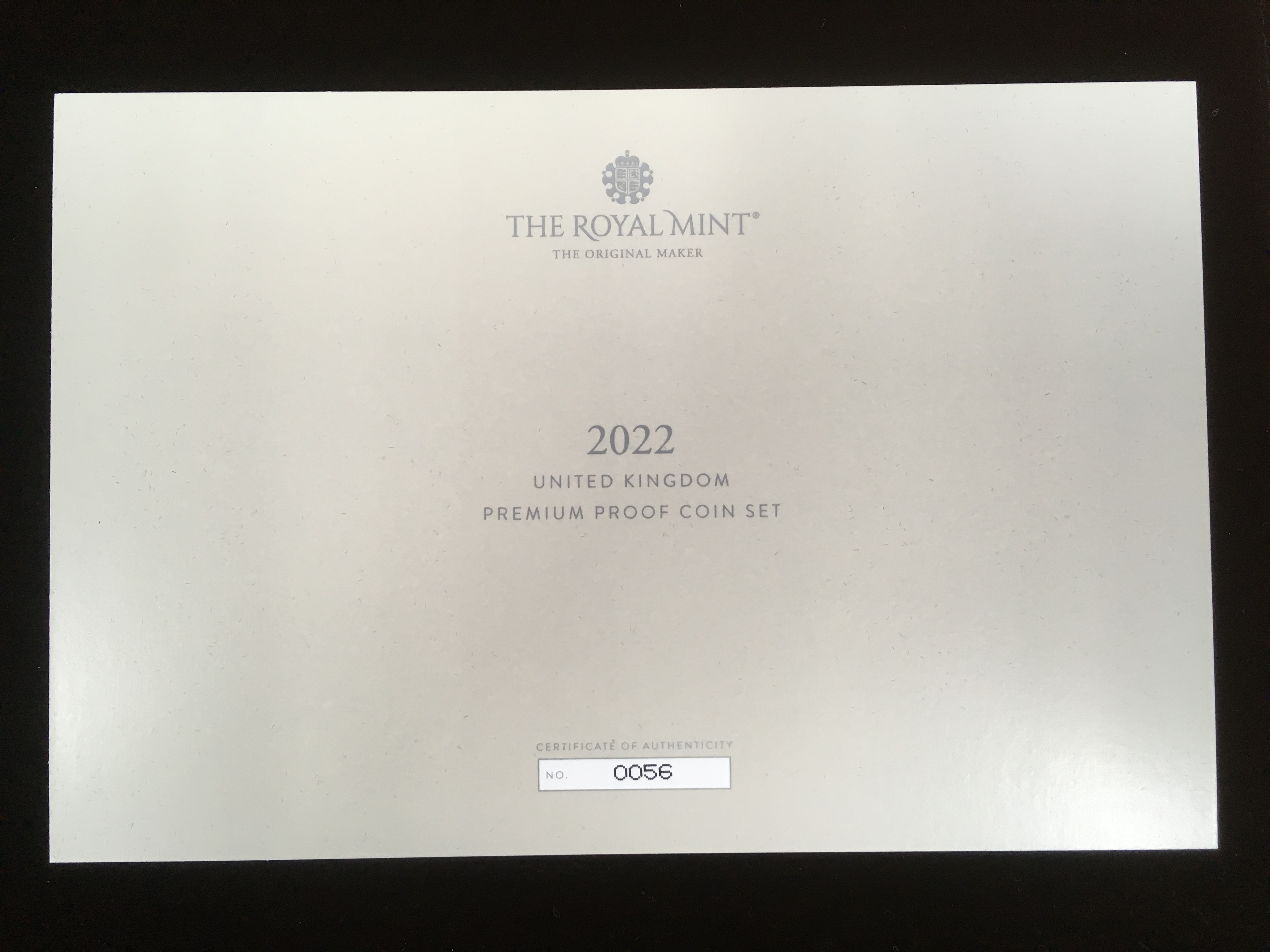 COINS: 2022 UK PREMIUM PROOF SET.
