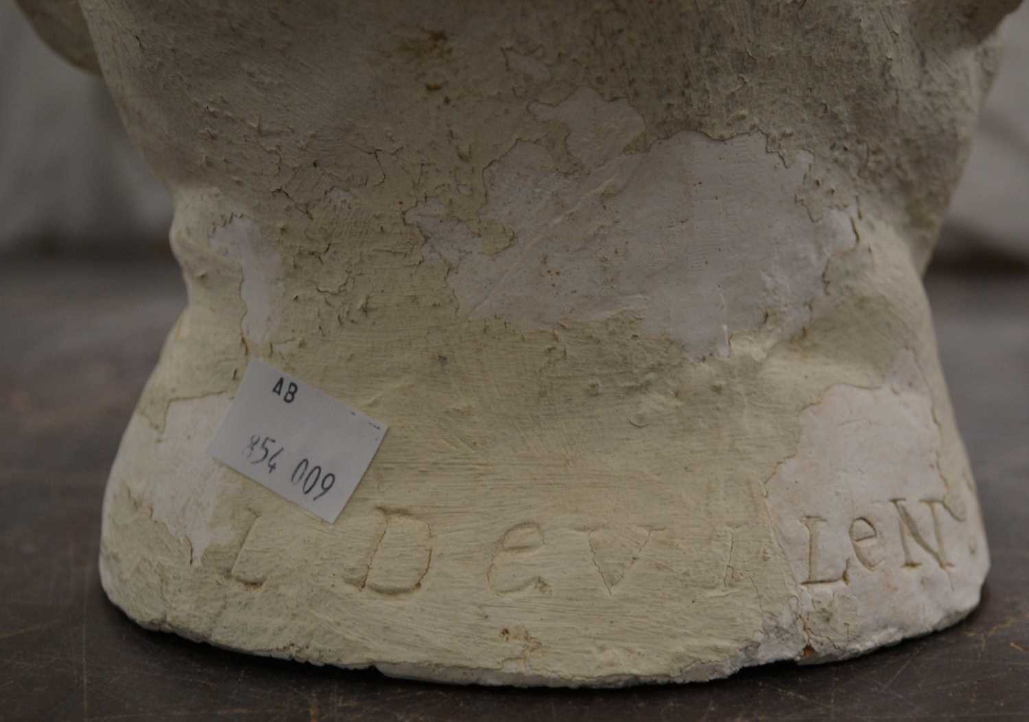 A plaster cast death mask believed to be the last man hung in Cupar ...