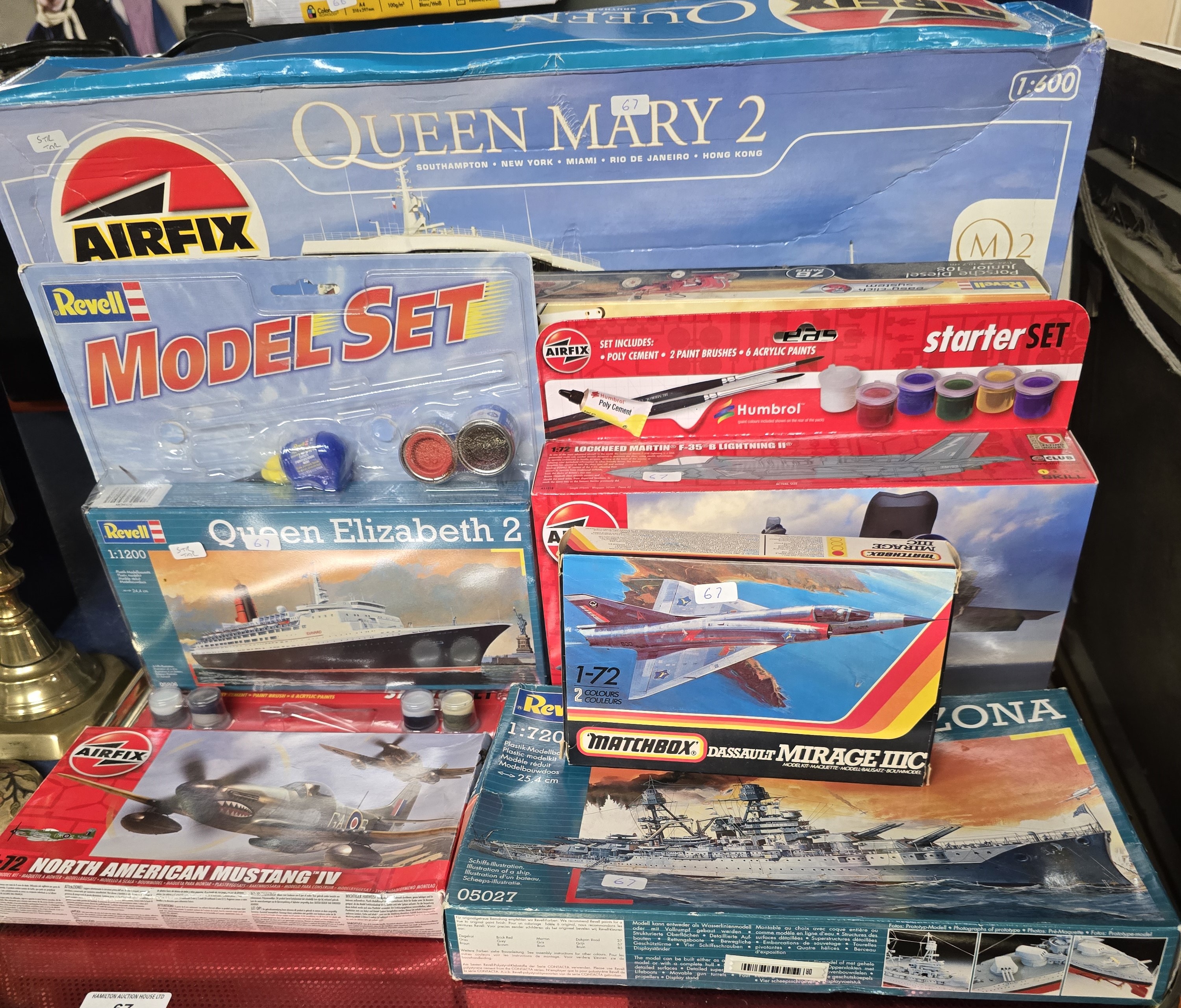 QUANTITY OF AIRFIX MODEL KITS, PAINT SET, MATCHBOX MODEL KIT COMPRISING ...